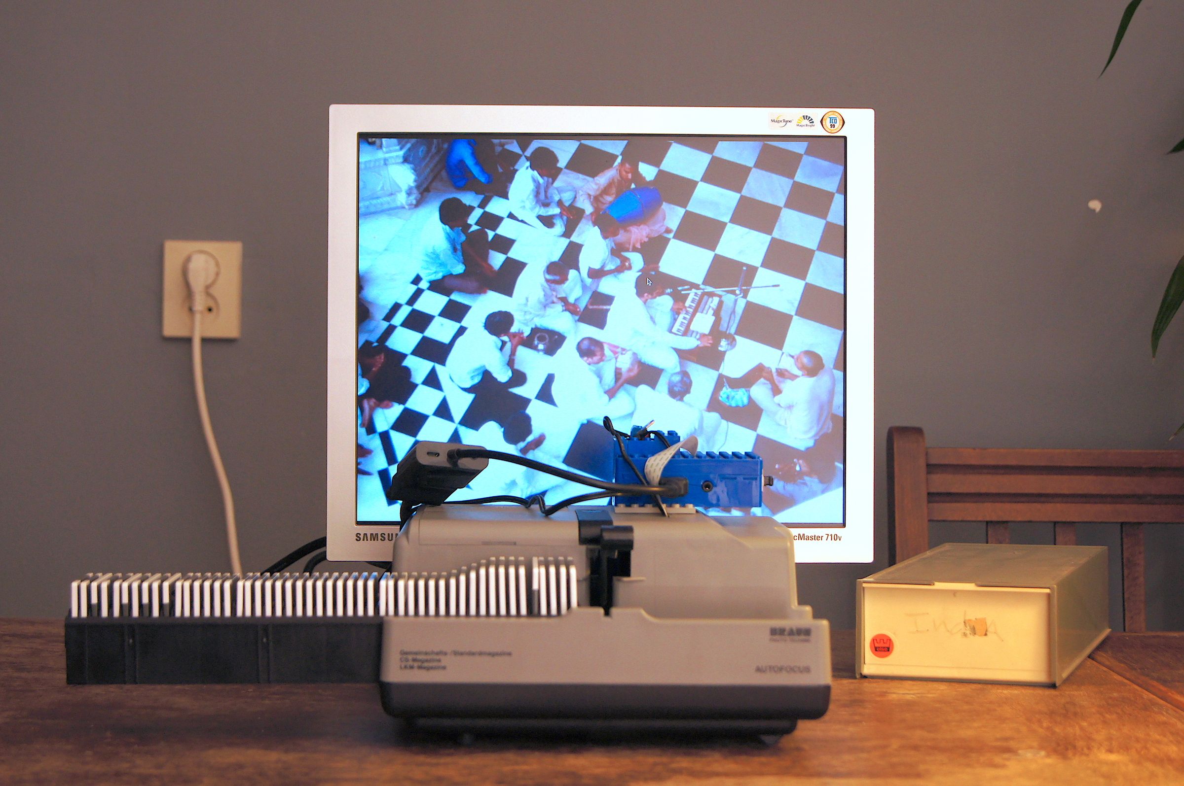 Super-fast DIY Slide Scanner : 9 Steps (with Pictures) - Instructables