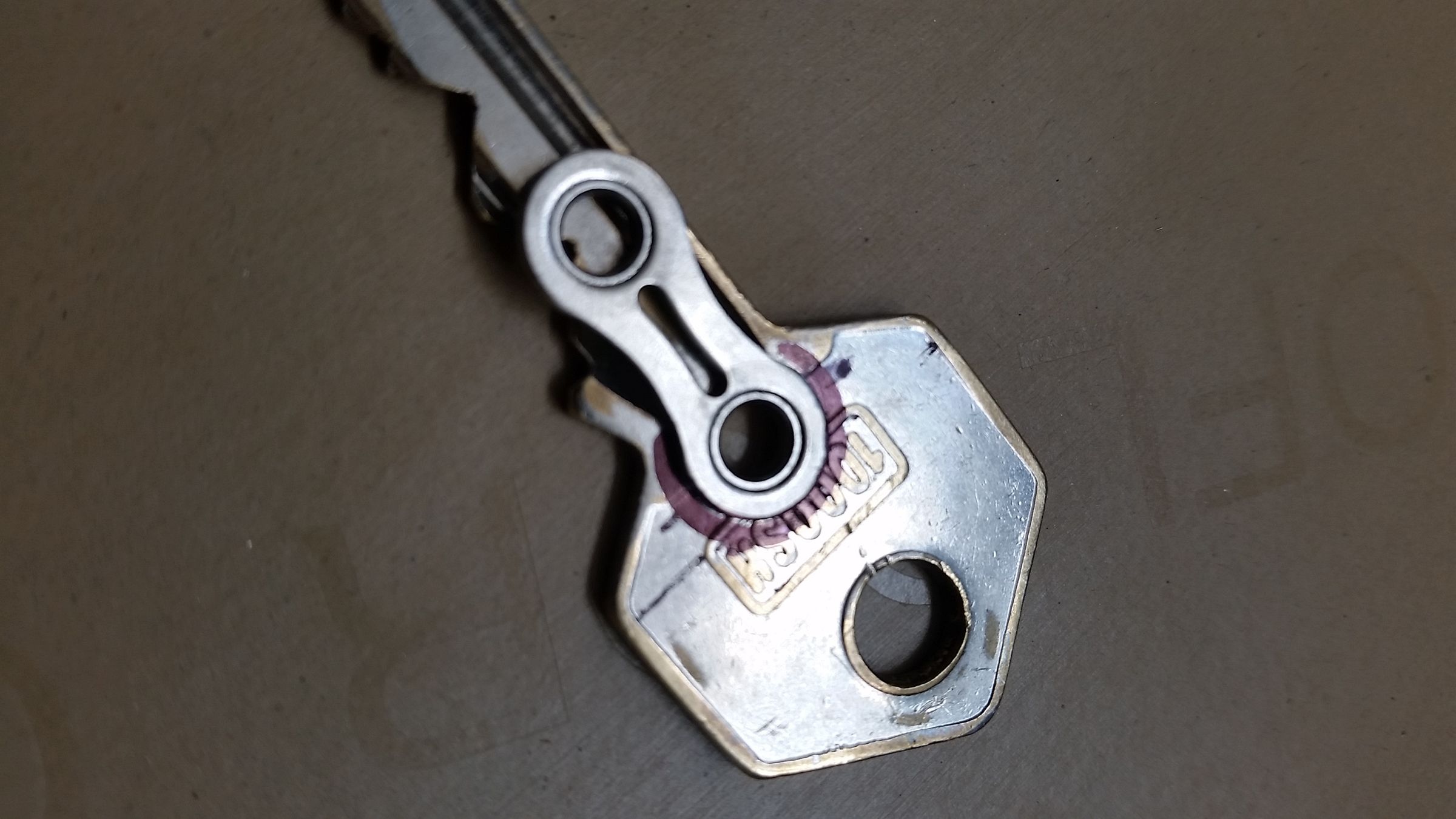 Amazing Keychain (with a Bike Chain) : 10 Steps (with Pictures ...