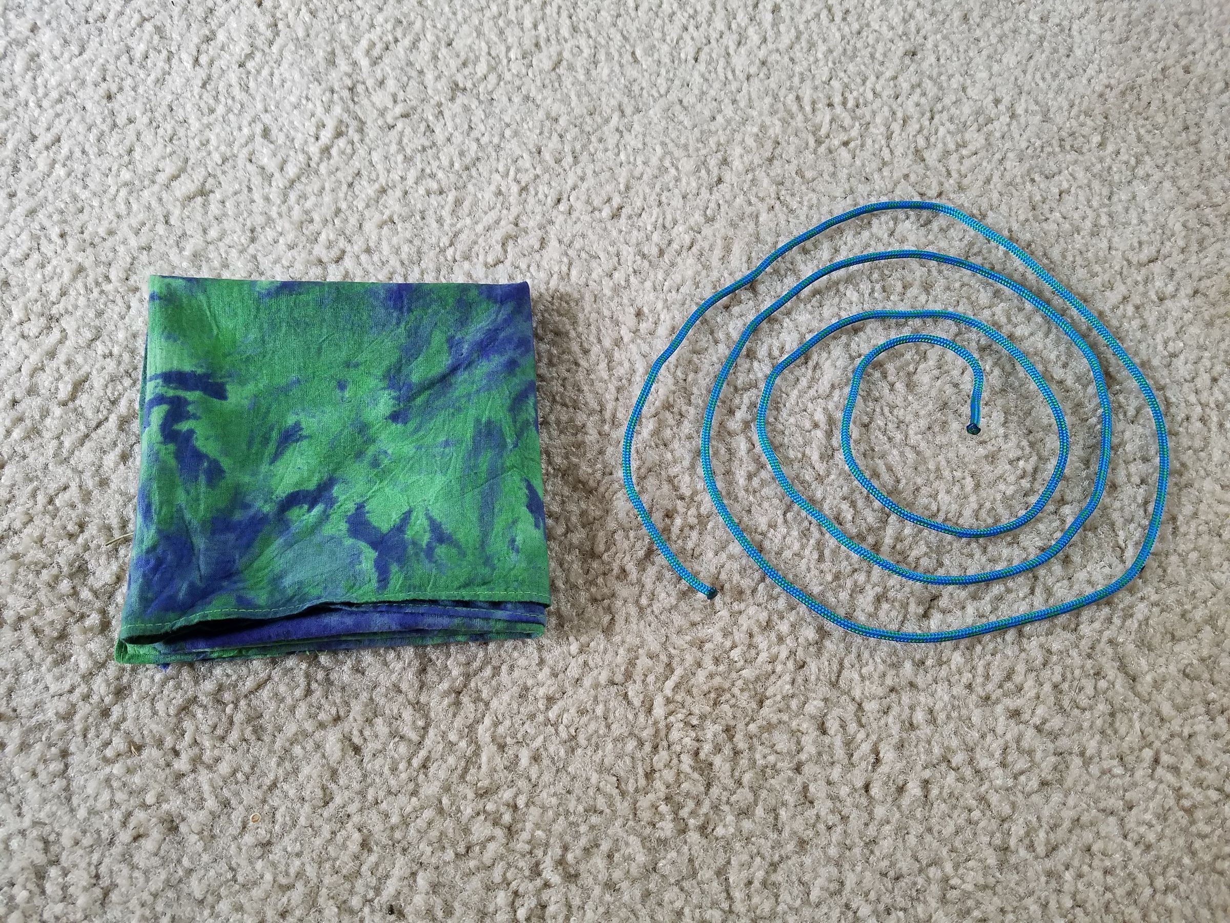 Bandana Sling Pack : 4 Steps (with Pictures) - Instructables