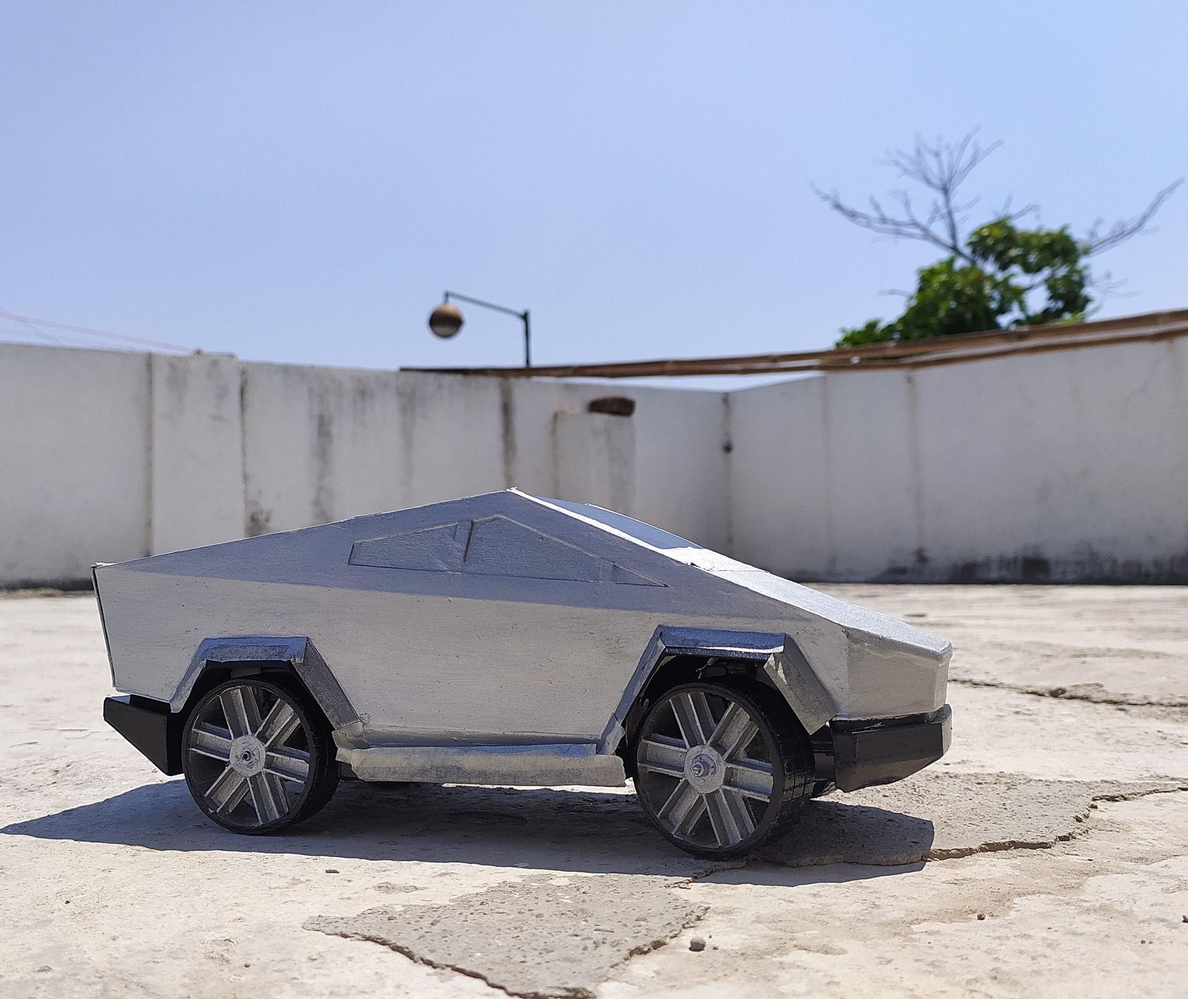 Tesla Cybertruck DIY Made of Cardboard : 6 Steps (with Pictures ...