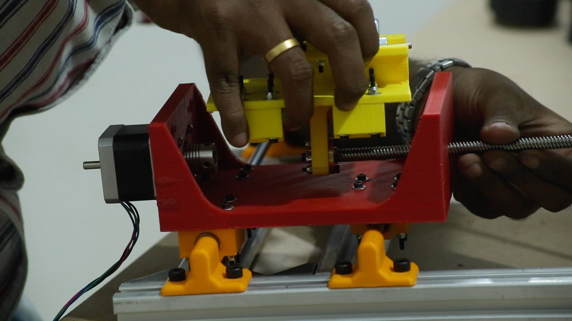 DIY PCB Milling Machine - Part 3 - X and Z Axis : 5 Steps - Instructables