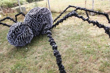 The Build of a Giant Spider : 7 Steps (with Pictures) - Instructables