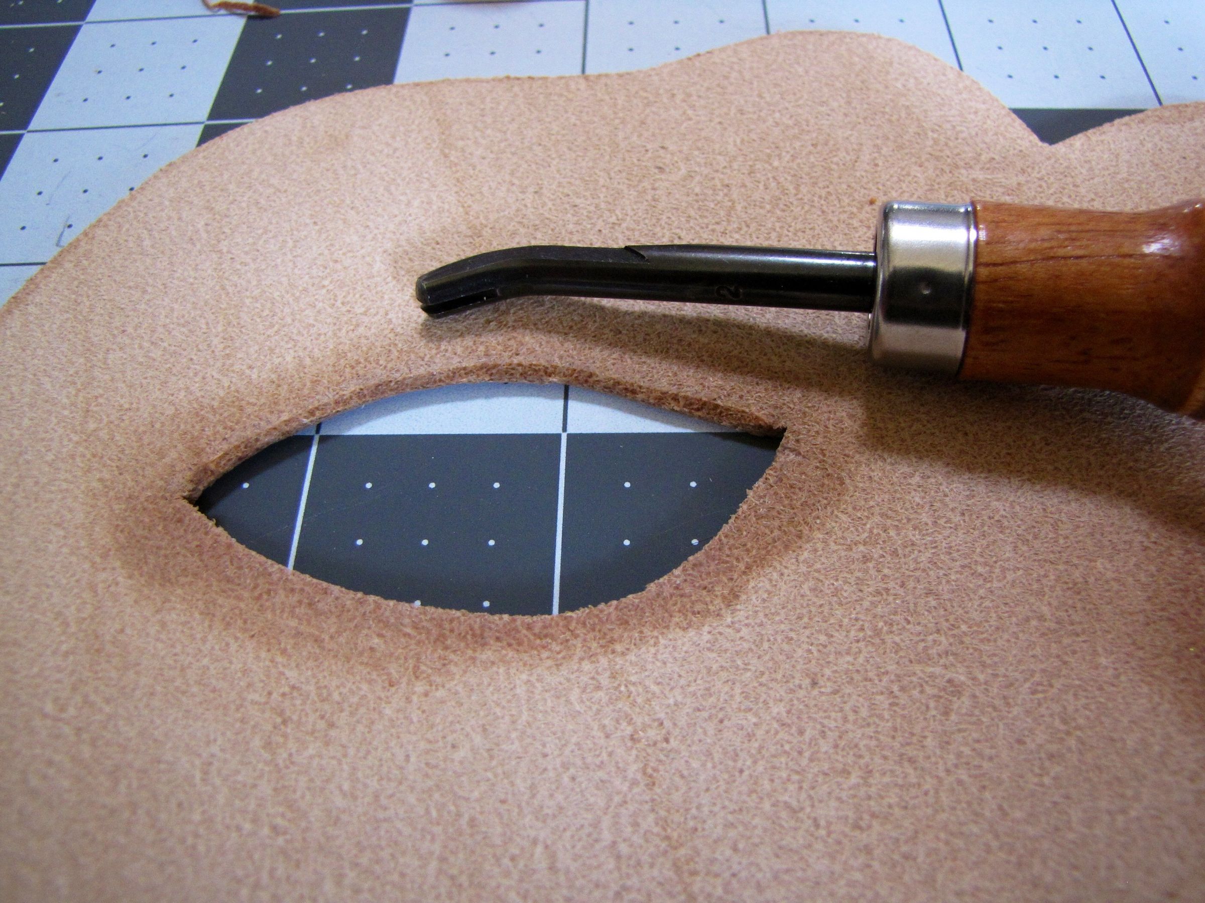 Sculpted Leather Mask Tutorial : 9 Steps (with Pictures) - Instructables