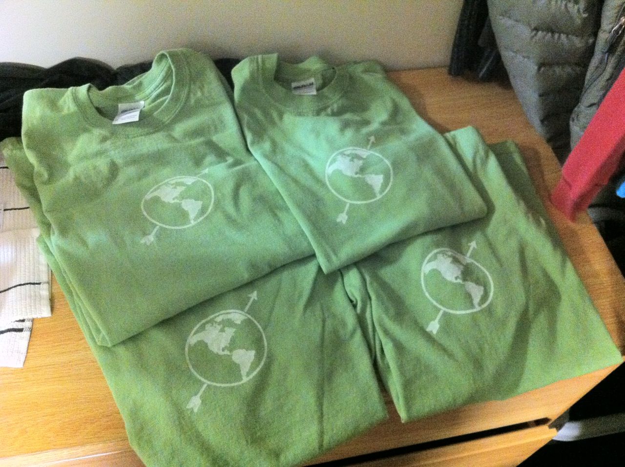 Silk-Screen Shirt Printing - Instructables