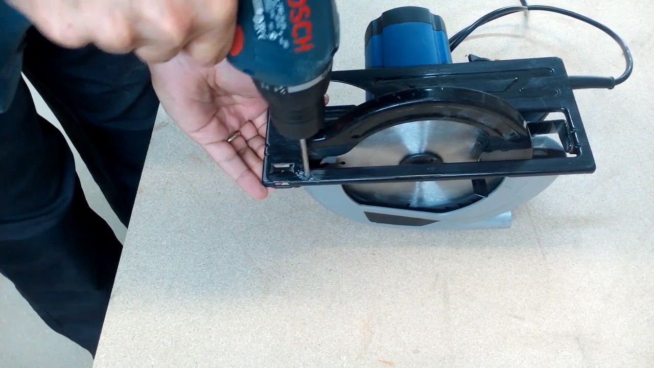 How to Make a Homemade Table Saw With Circular Saw : 6 Steps (with ...