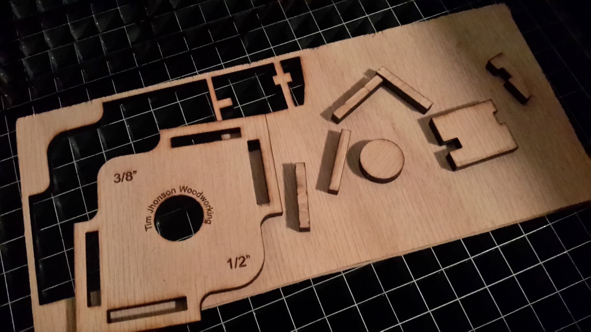 Corner Radius Router Jig + Full Box Set : 7 Steps (with Pictures ...