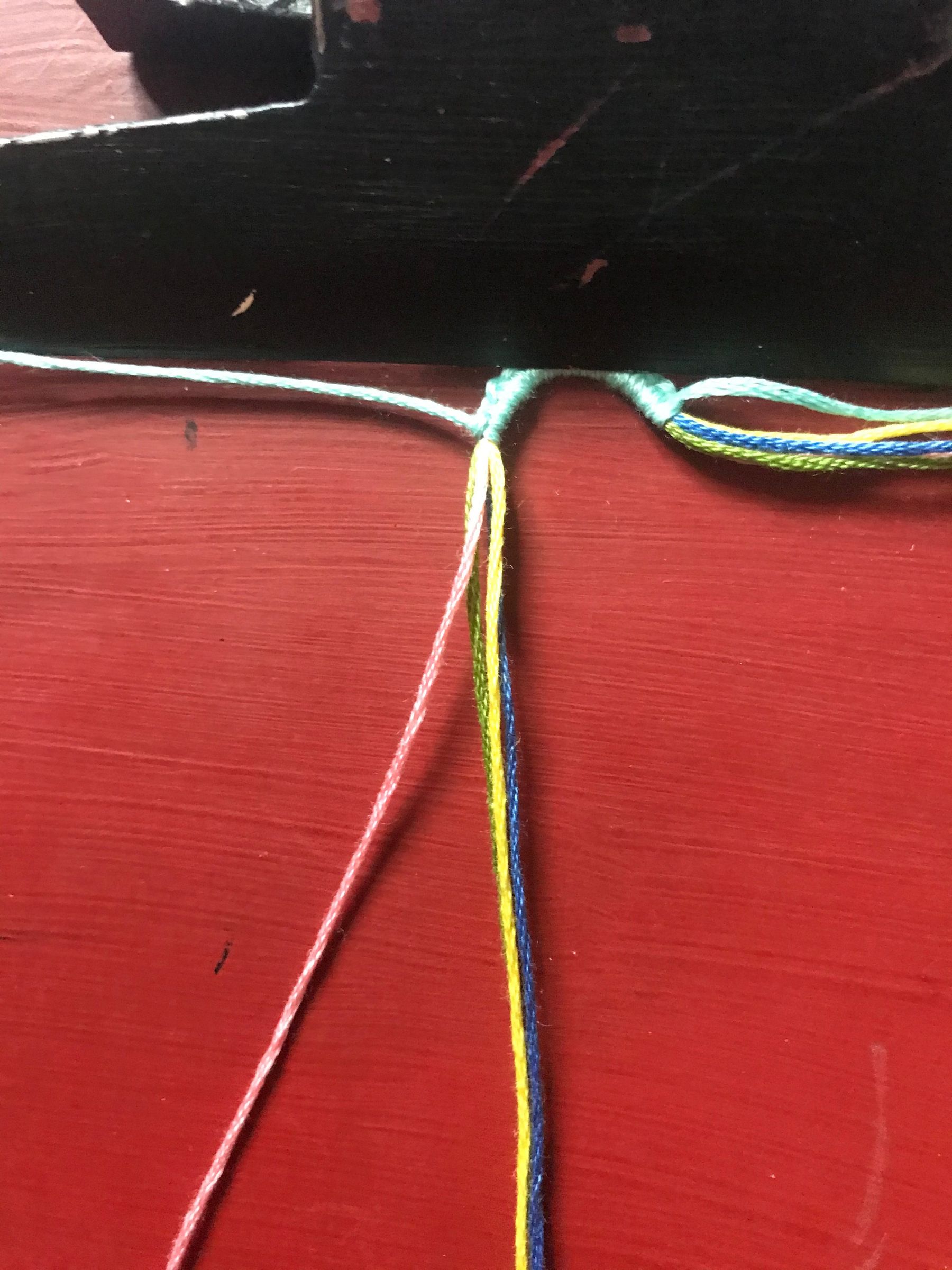 Friendship Bracelet With Teardrop Loop and Triangle Ending : 7 Steps ...