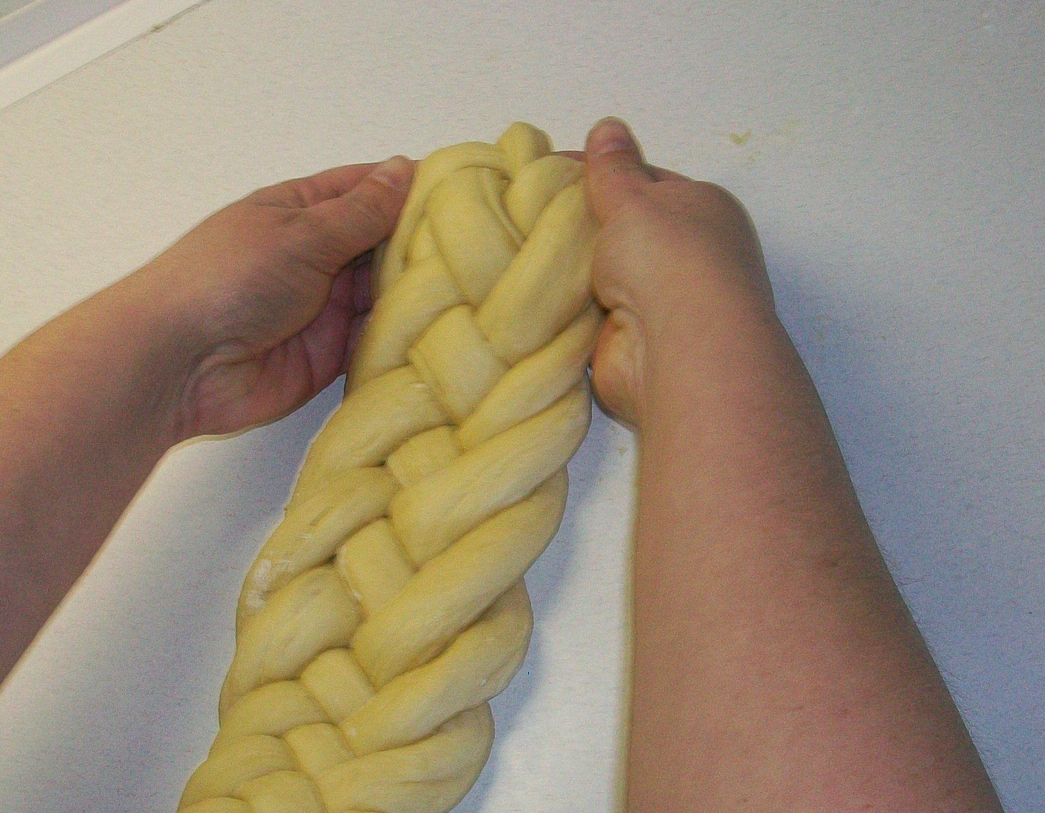 How to Braid Challah - 6 Strand Method : 3 Steps - Instructables