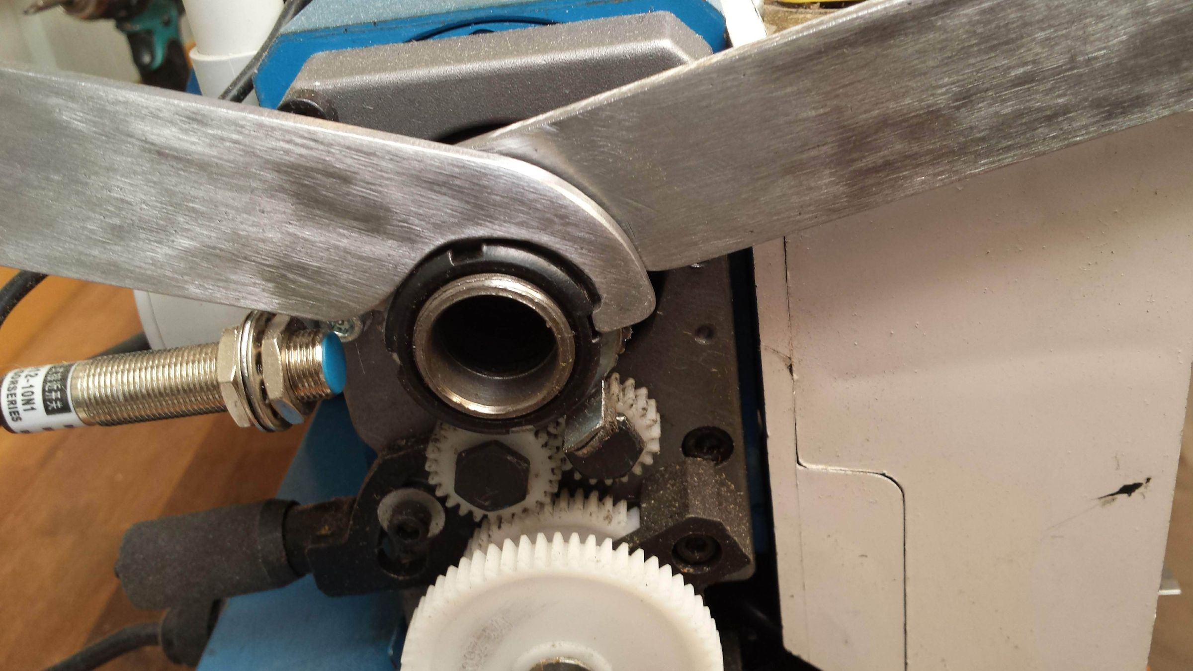 A Homemade Set of C-Spanners : 4 Steps (with Pictures) - Instructables