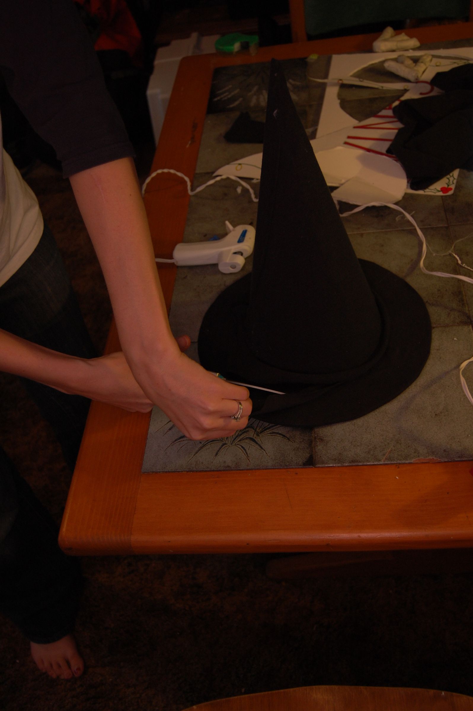 Witch Hat Quick and Easy : 6 Steps (with Pictures) - Instructables