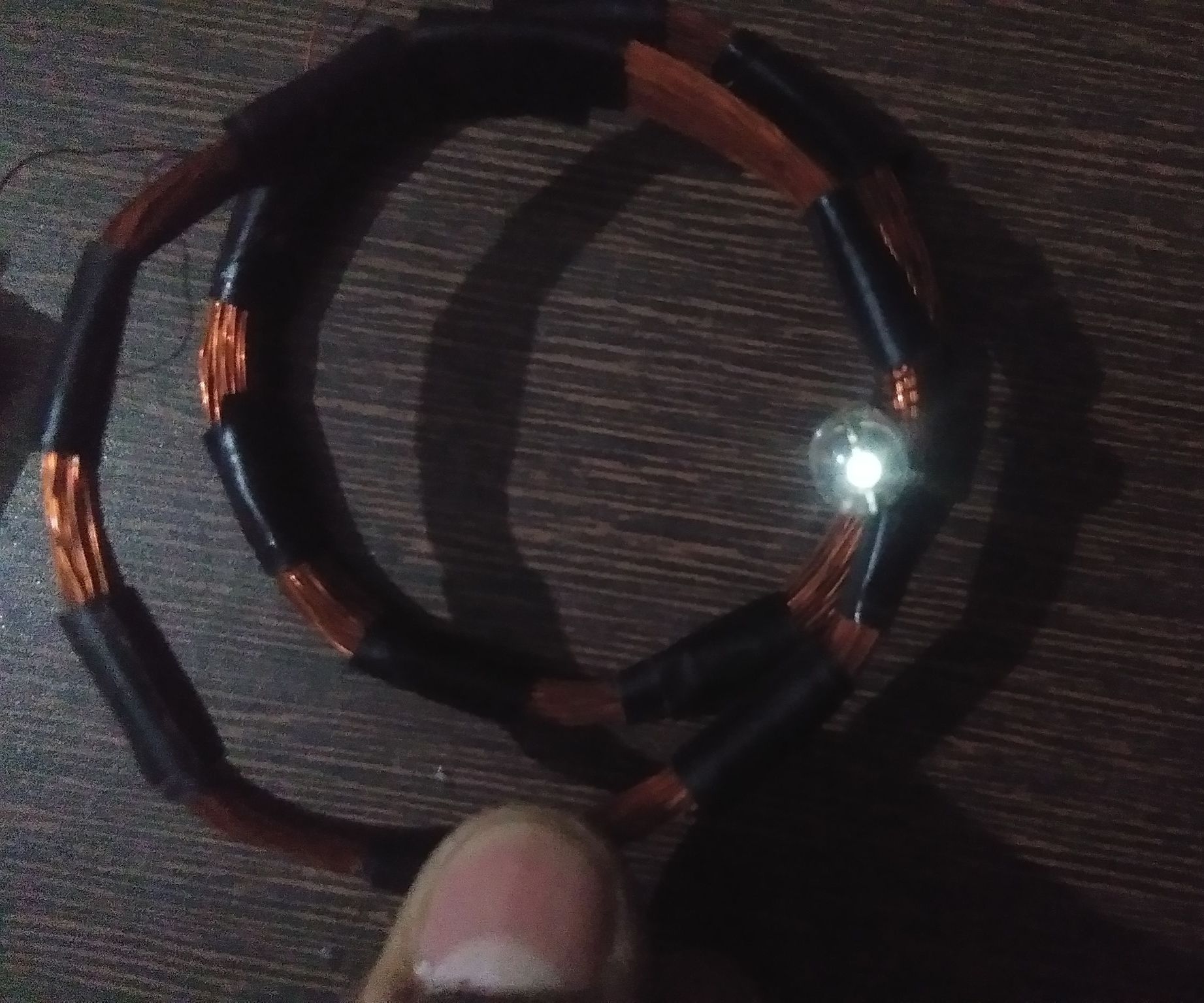 Wireless Electricity From Trash : 6 Steps - Instructables