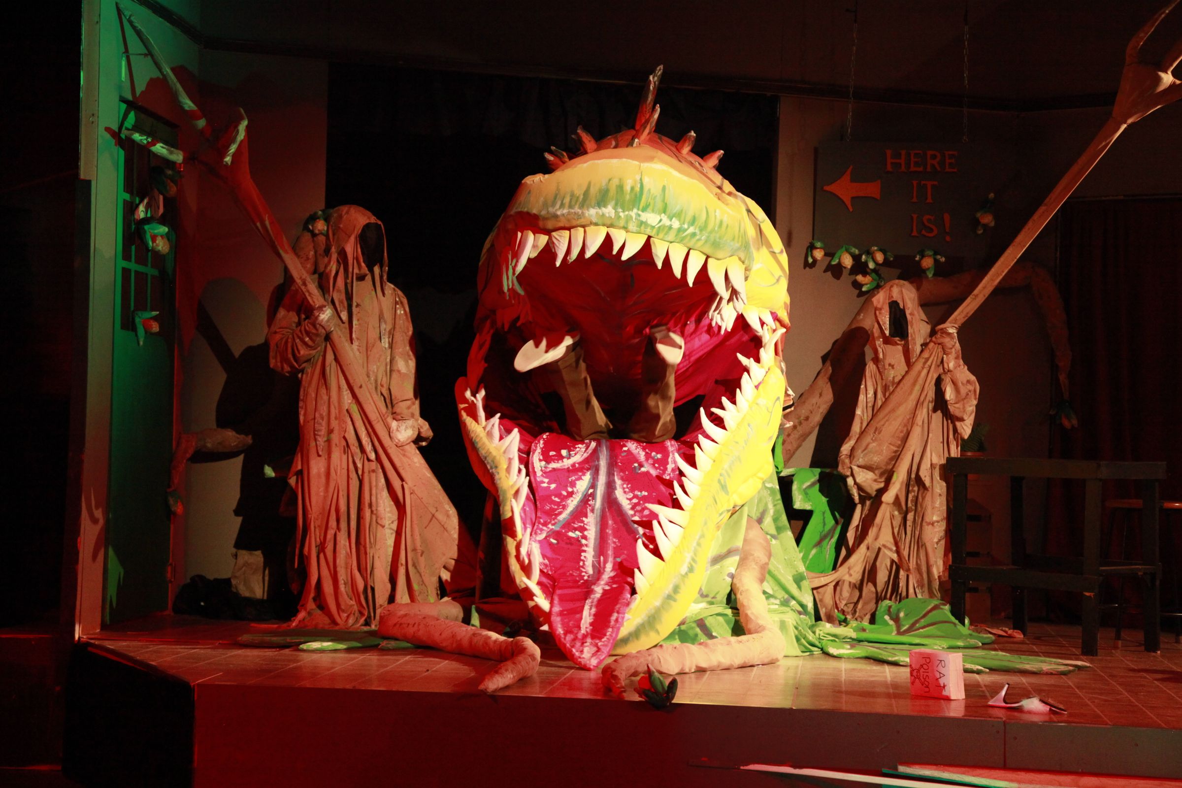 Building Audrey II Finale Pieces : 9 Steps - Instructables