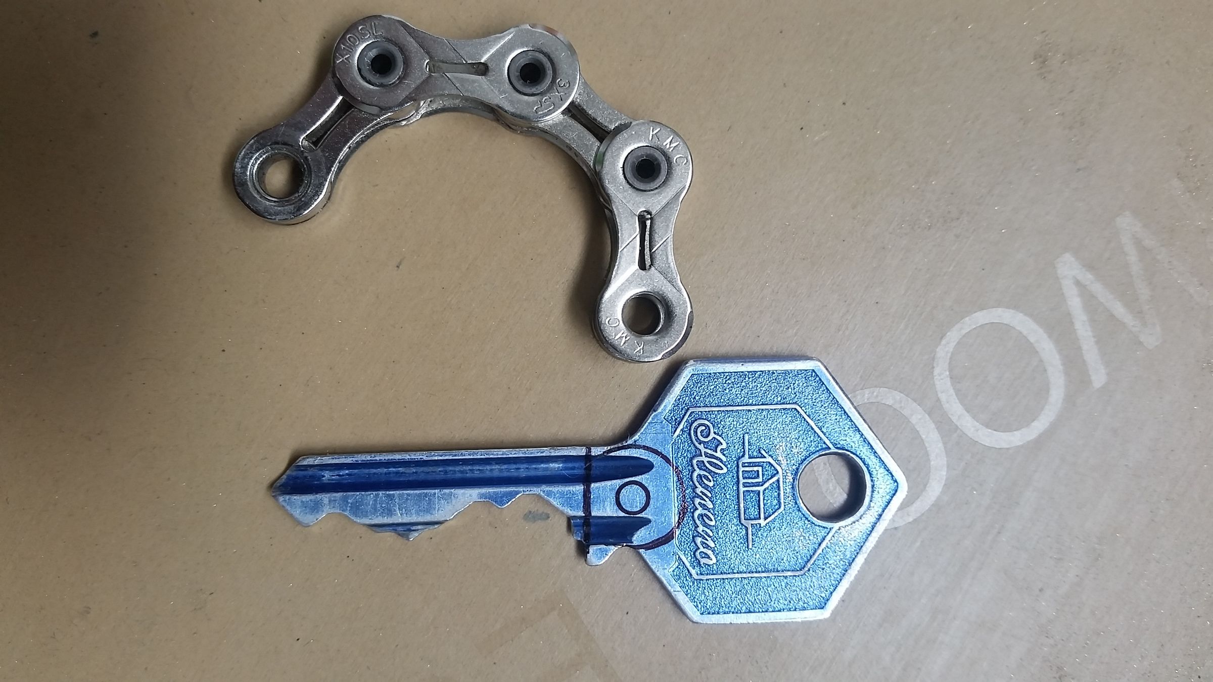 Amazing Keychain (with a Bike Chain) : 10 Steps (with Pictures ...