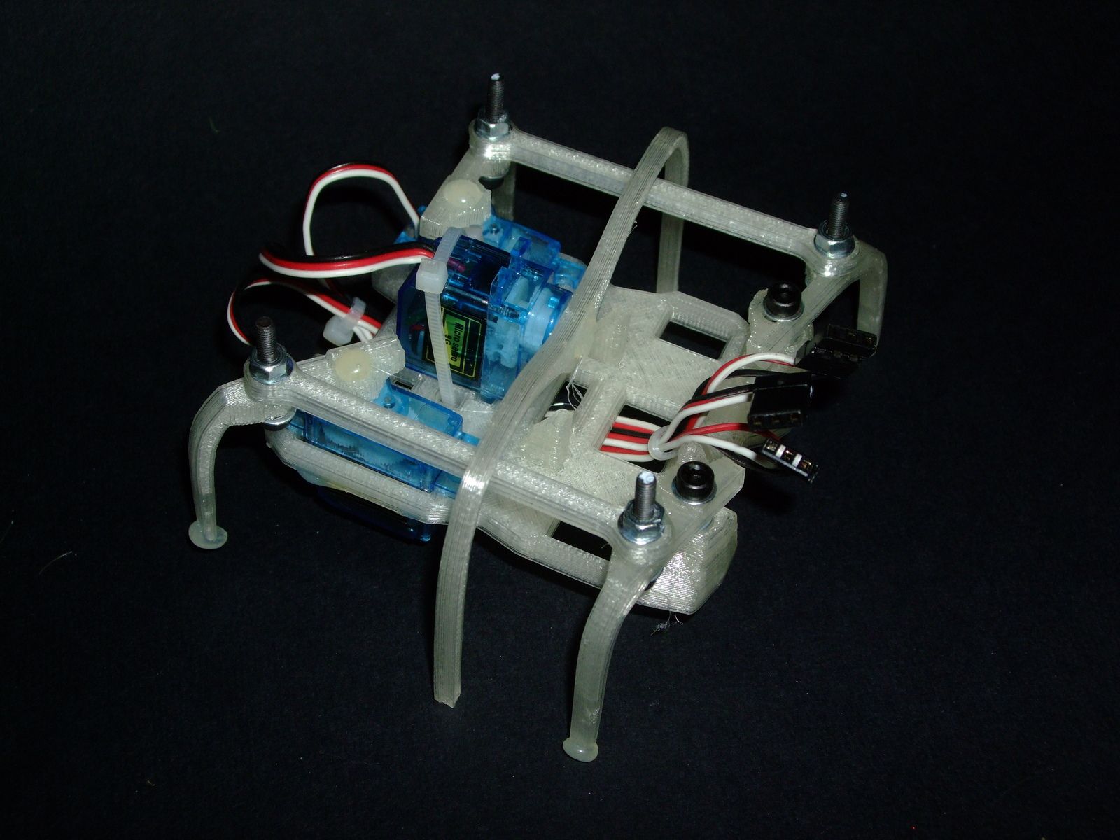Hexapoduino: Tiny Hexapod 3D Printed, Arduino Controlled : 8 Steps (with Pictures) - Instructables
