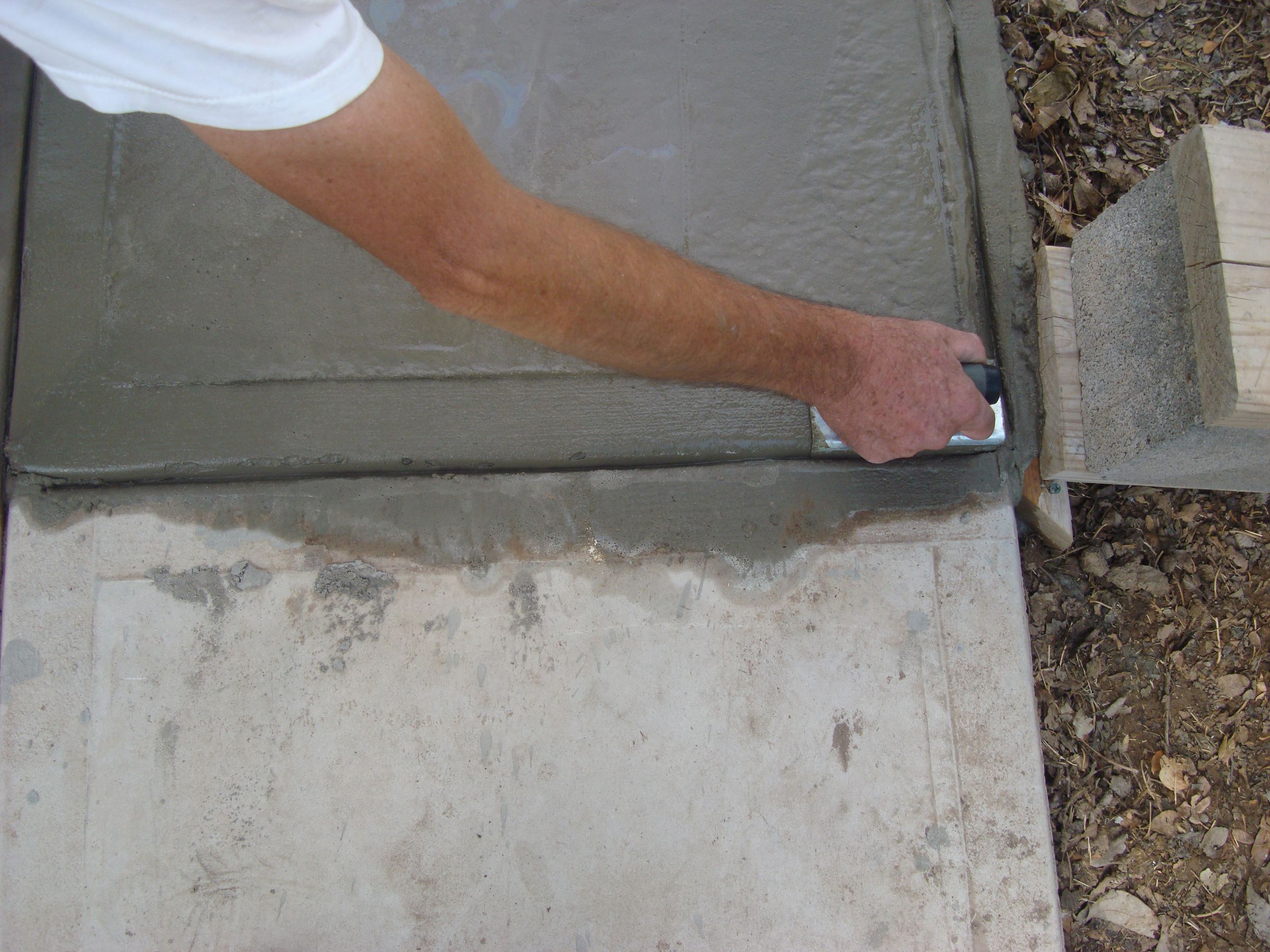 Concrete Sidewalk or Pavement : 20 Steps (with Pictures) - Instructables