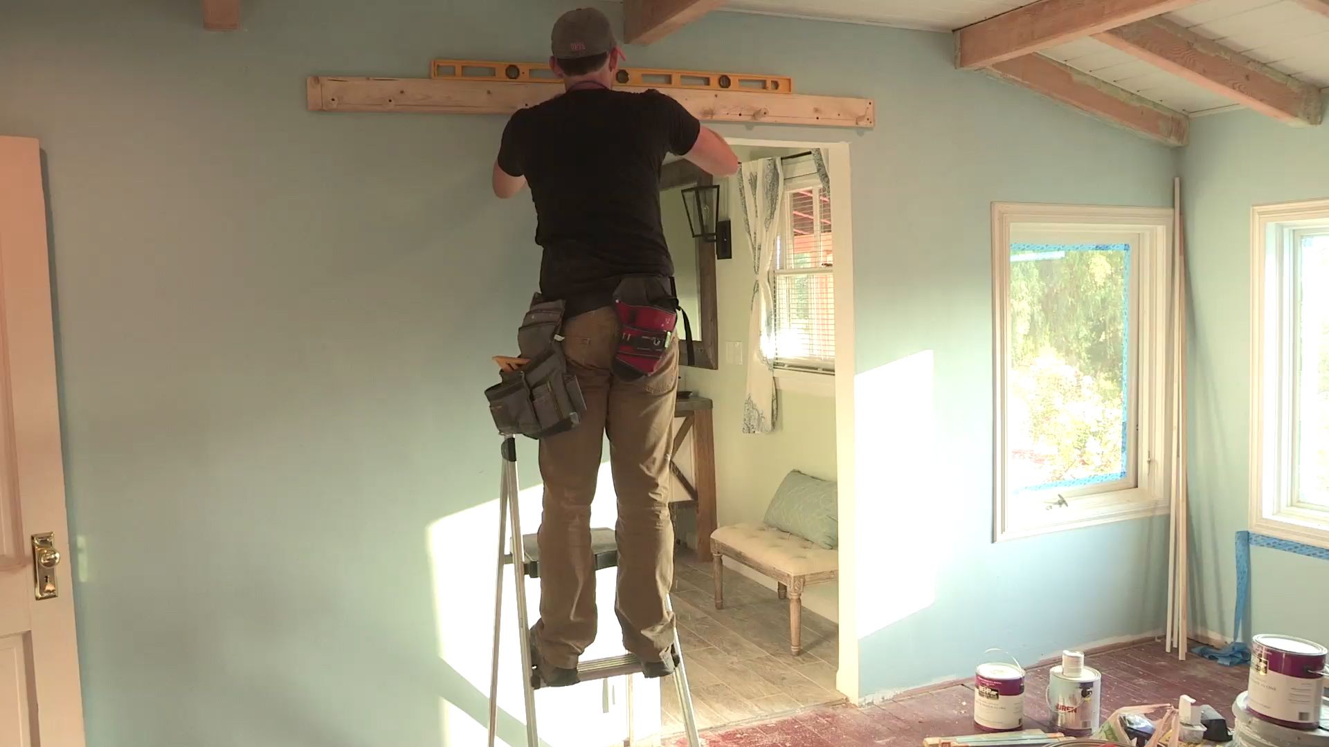 DIY Sliding Barn Door : 6 Steps (with Pictures) - Instructables