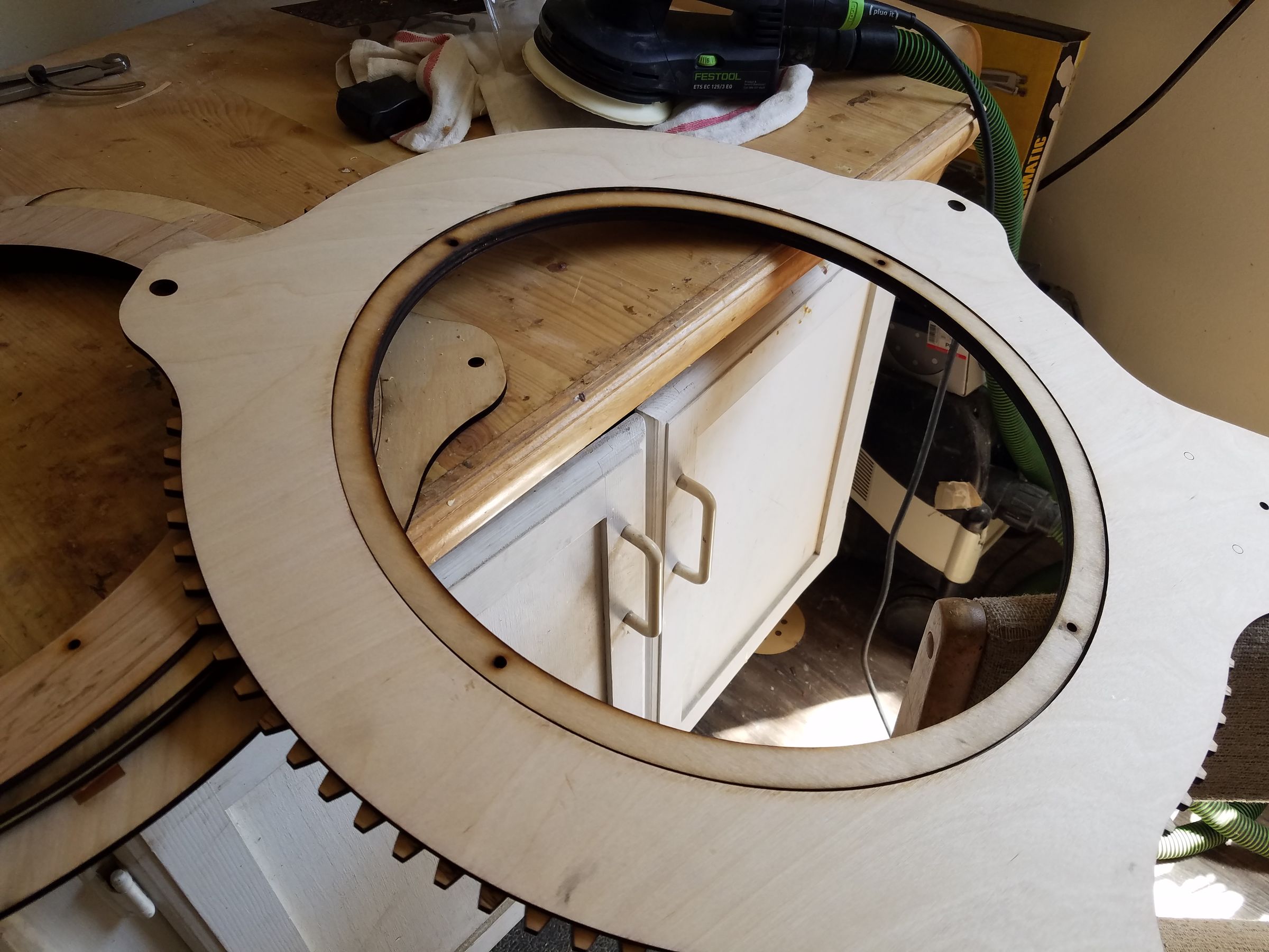 Mechanical Iris Door : 12 Steps (with Pictures) - Instructables