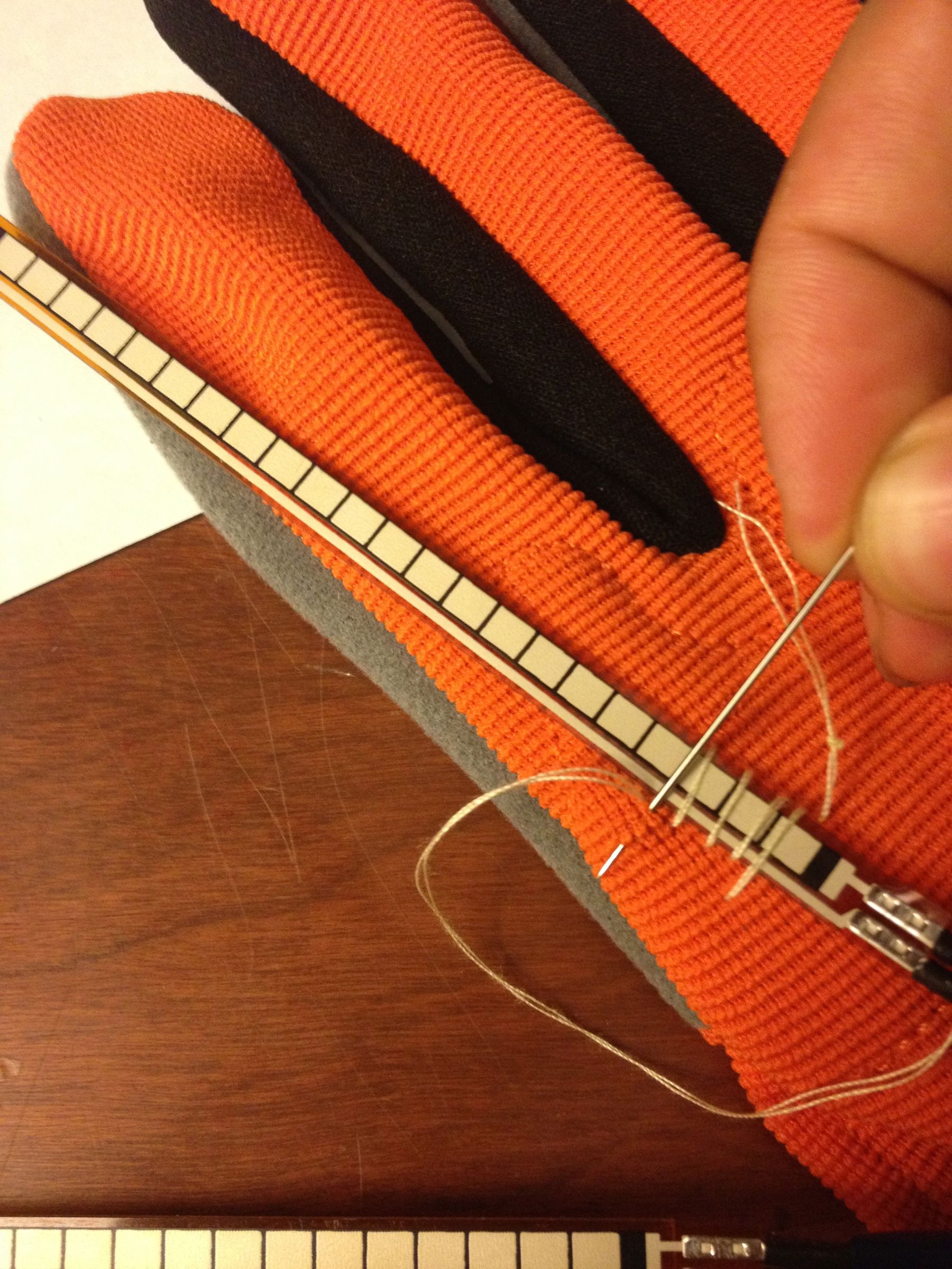 DIY Robotic Hand Controlled by a Glove and Arduino : 8 Steps (with ...