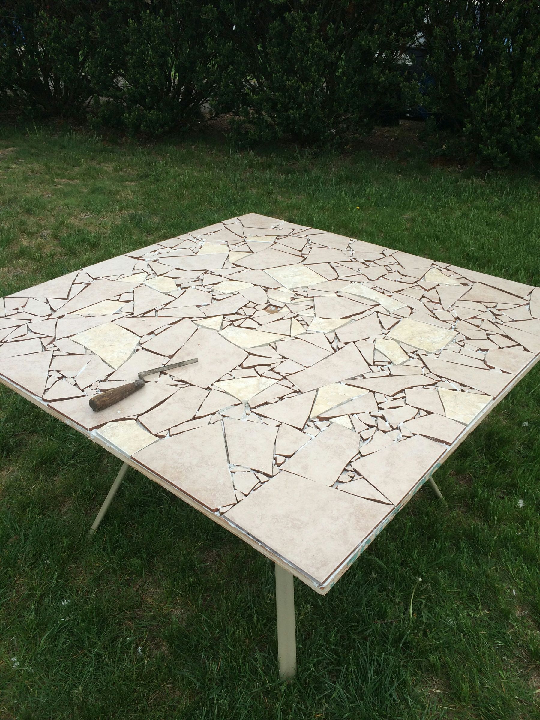 Fail! Patio Table Top Replacement : 5 Steps (with Pictures) - Instructables