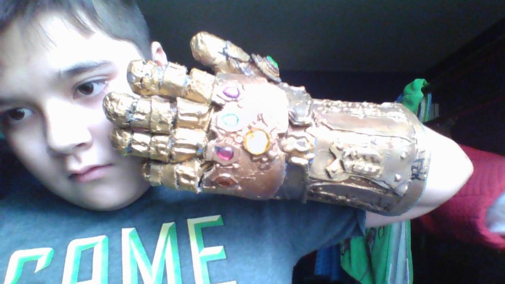 Infinity Gauntlet Cast Cover (Light-up) : 5 Steps (with Pictures ...