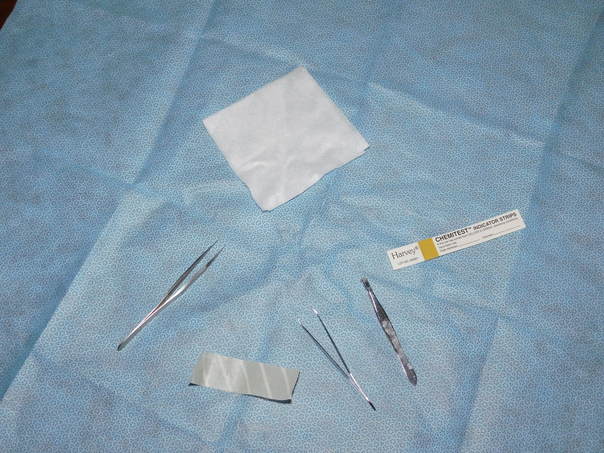 Wrapping Surgical Tools for the Autoclave : 15 Steps (with Pictures ...