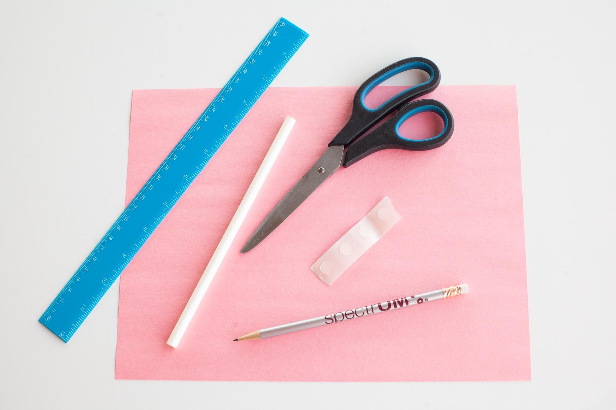 Hoop Glider/Airplane STEAM Activity : 4 Steps (with Pictures ...