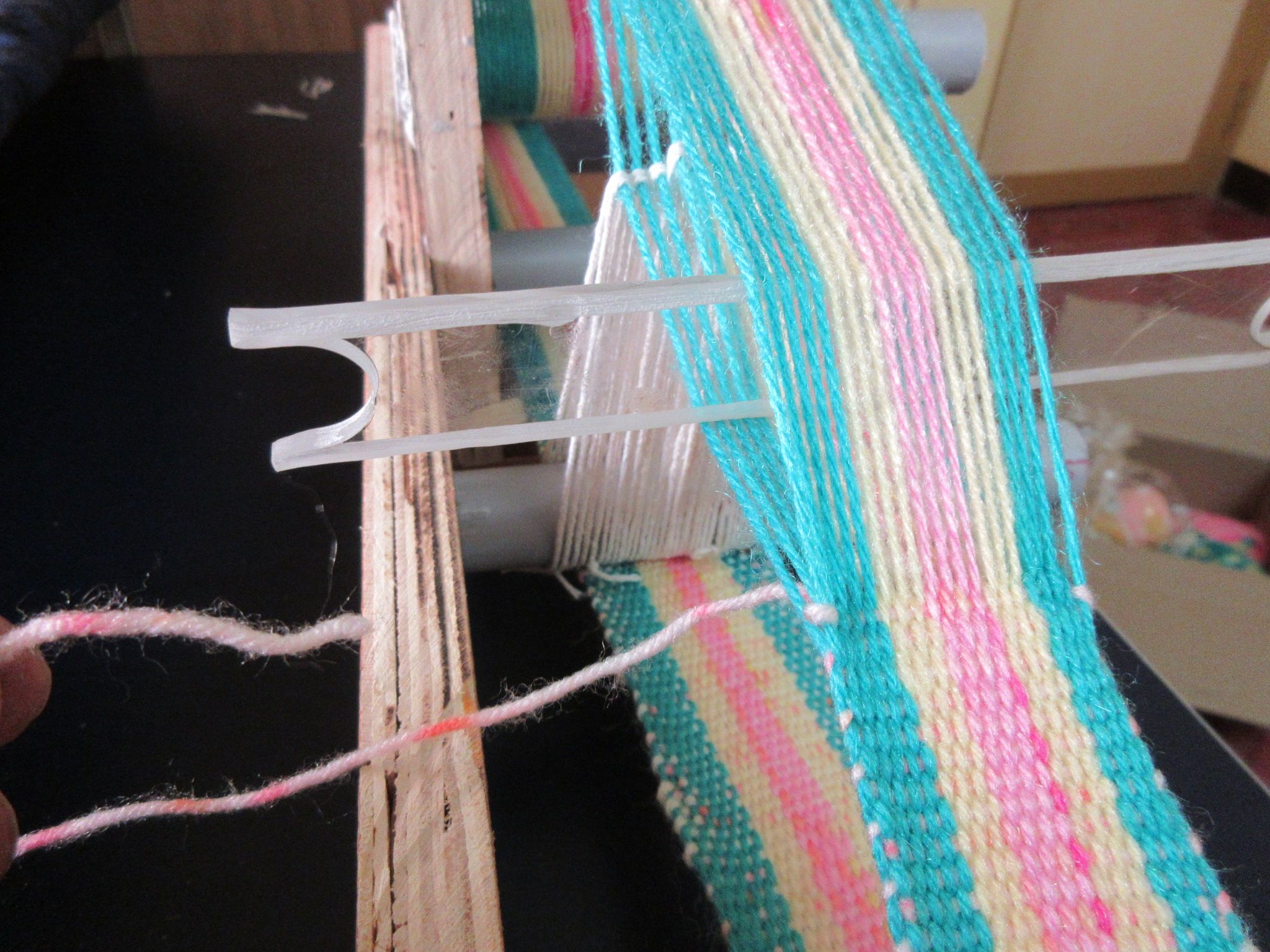How to Make an Inkle Loom and Weaving a Simple Band : 20 Steps (with ...