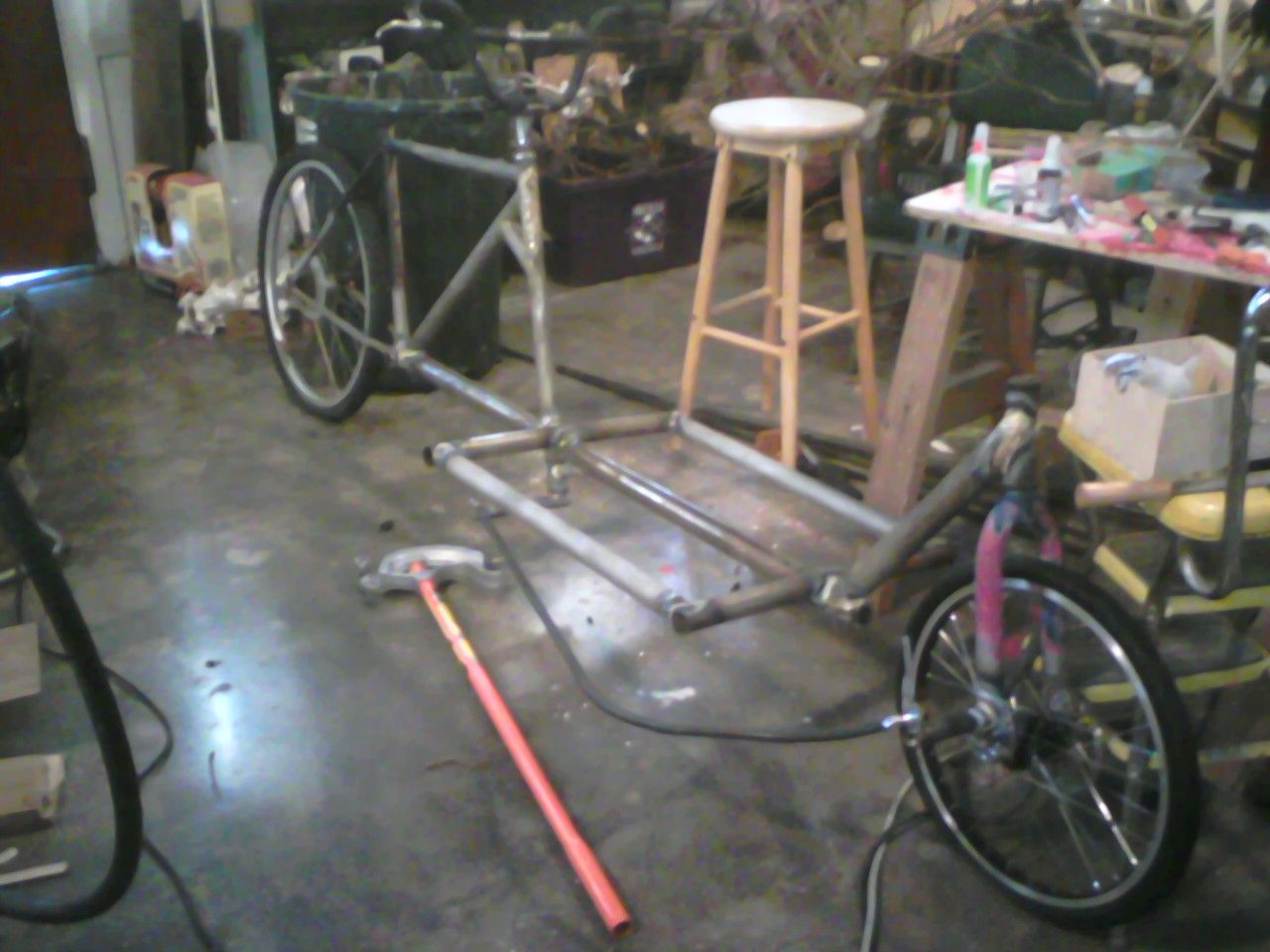 2 Wheeled Cargo Bike From Old Mountain Bike Frame : 8 Steps - Instructables