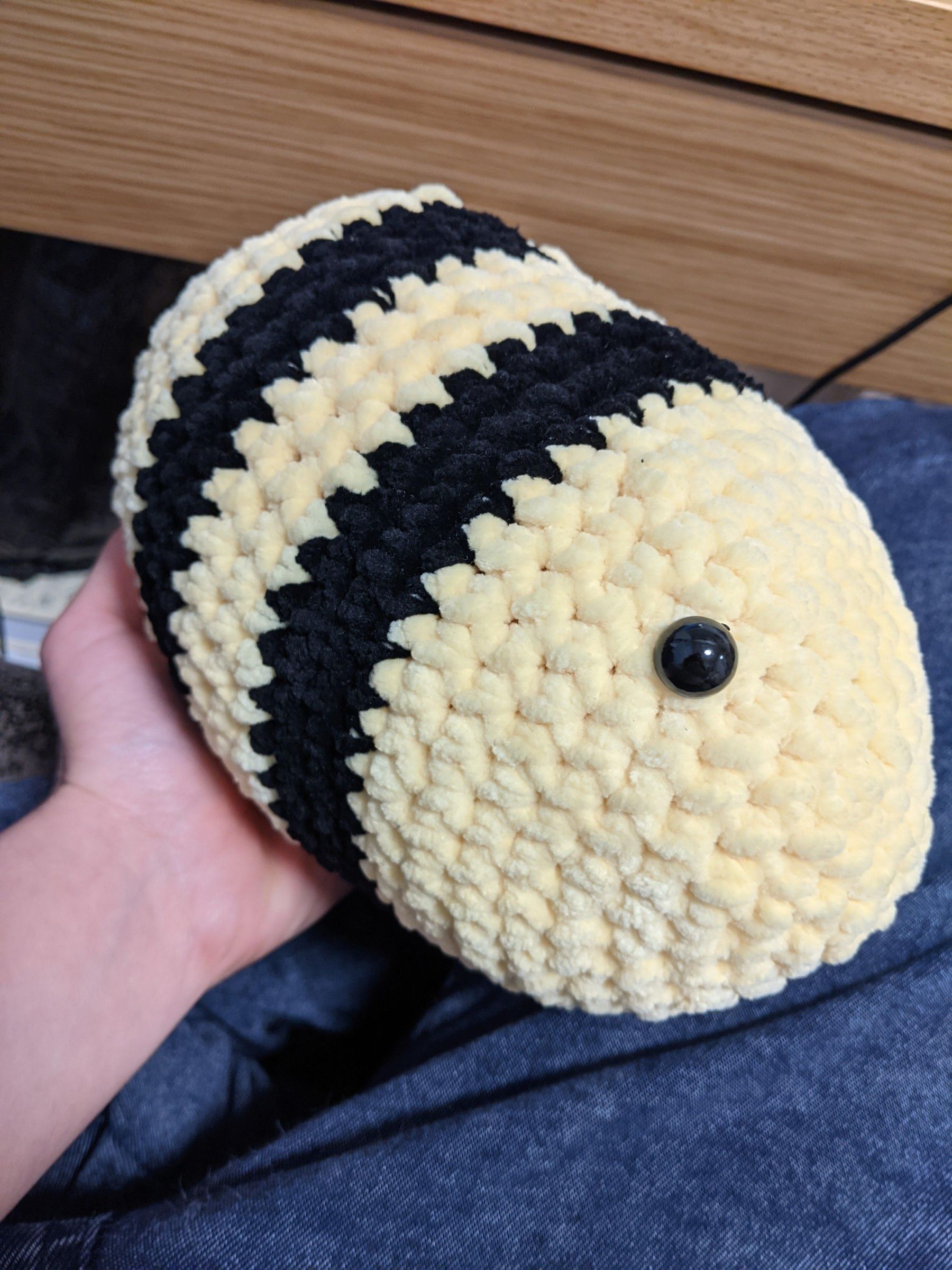 Crochet Bee : 6 Steps (with Pictures) - Instructables