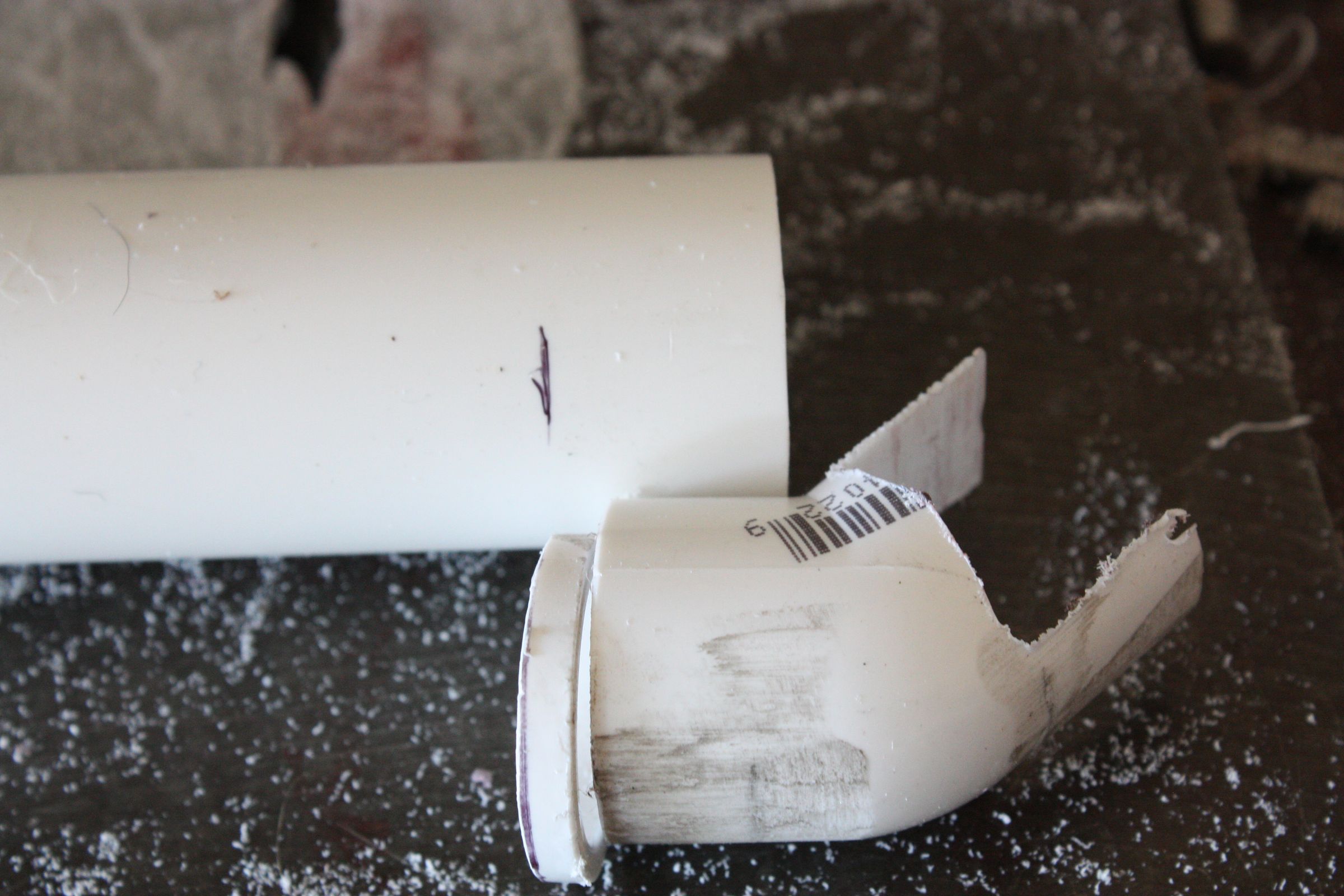 Movable PVC Joints for Halloween Props : 11 Steps (with Pictures ...