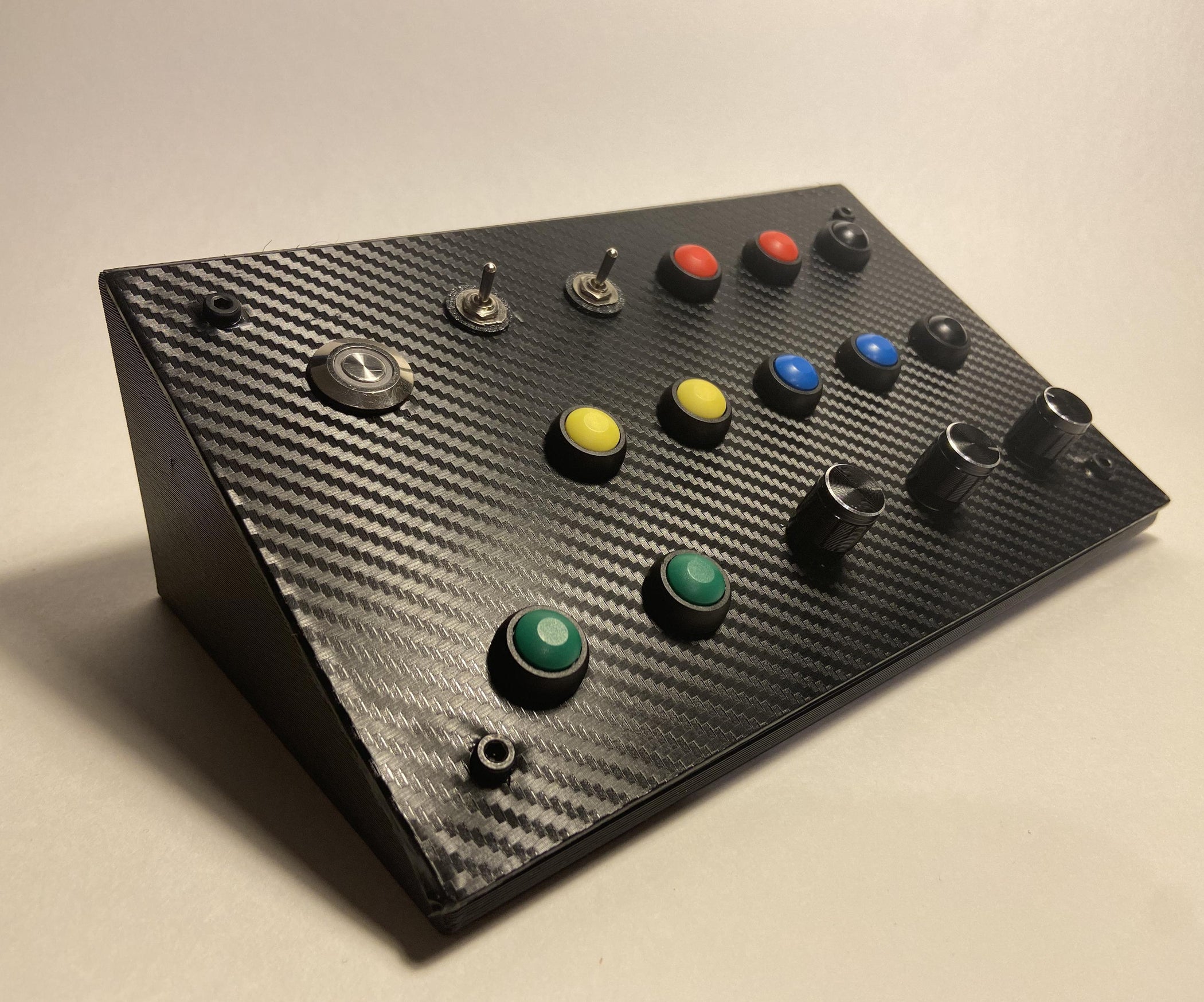 How to Design a Button Box Housing With Schematic and PCB : 7 Steps ...