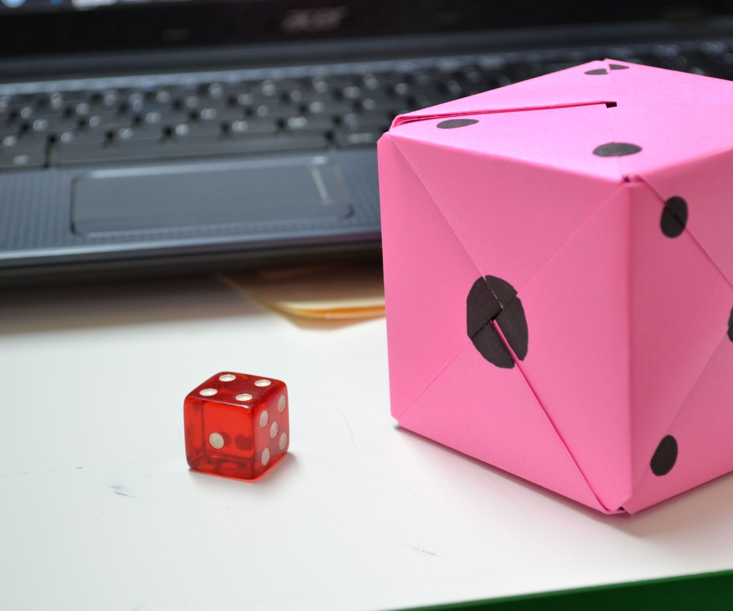 how to make a giant origami dice DIY Project - Step-by-Step DIY Project ...