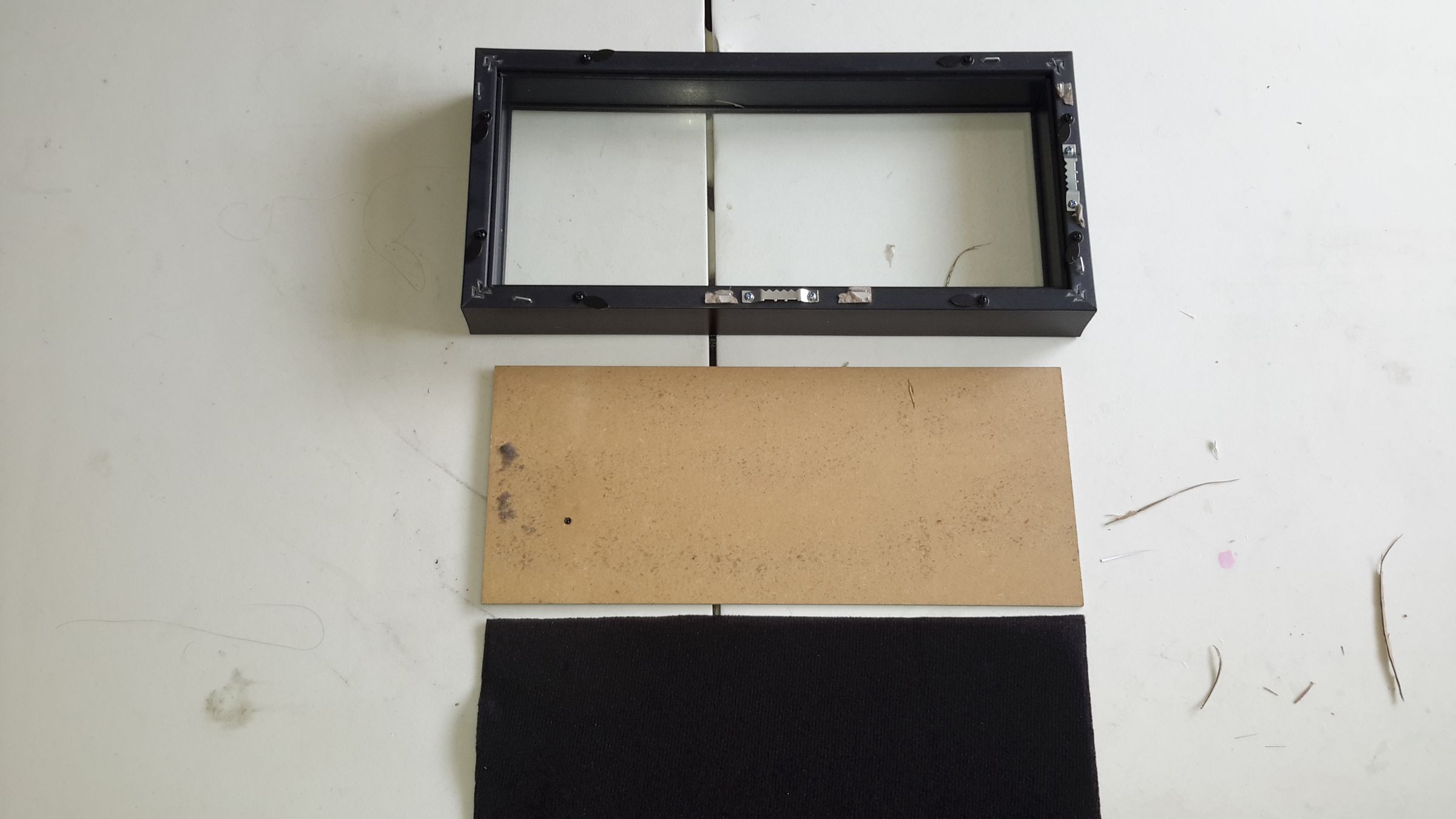 How to Display Keepsakes in a Shadow Box Without Gluing Them Down : 9 ...