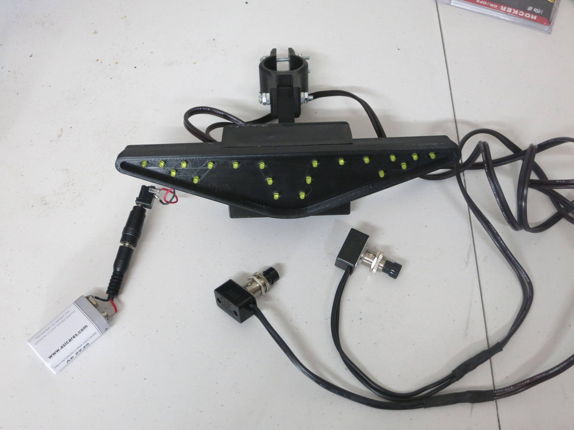 Bike Blinkers/ Hazard Lights : 9 Steps (with Pictures) - Instructables