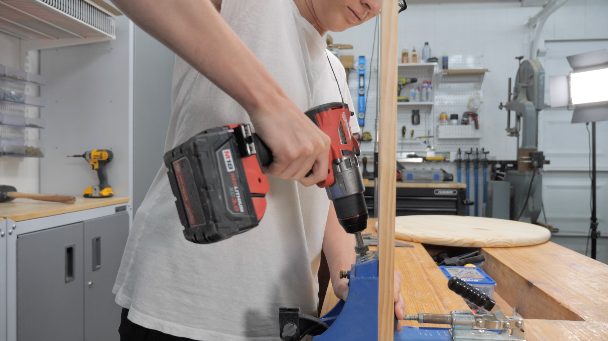 DIY Round Coffee Table : 7 Steps (with Pictures) - Instructables