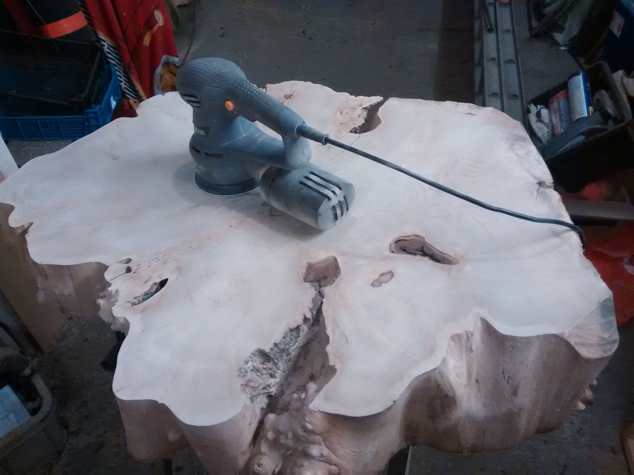 Large Log Slice Table : 9 Steps (with Pictures) - Instructables