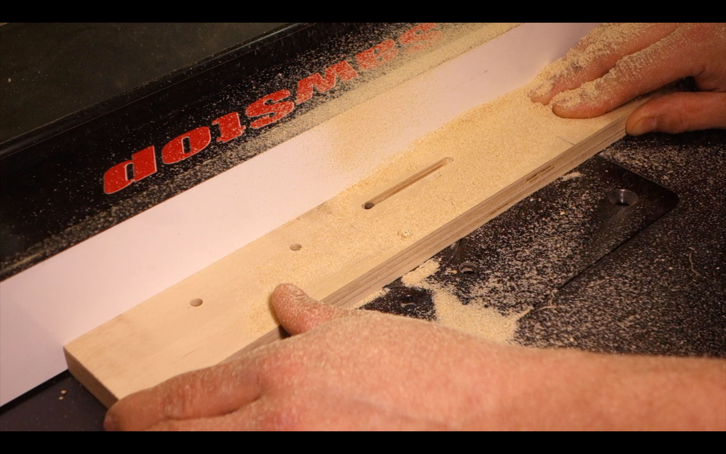 Make It - Adjustable Router Fence : 7 Steps (with Pictures) - Instructables