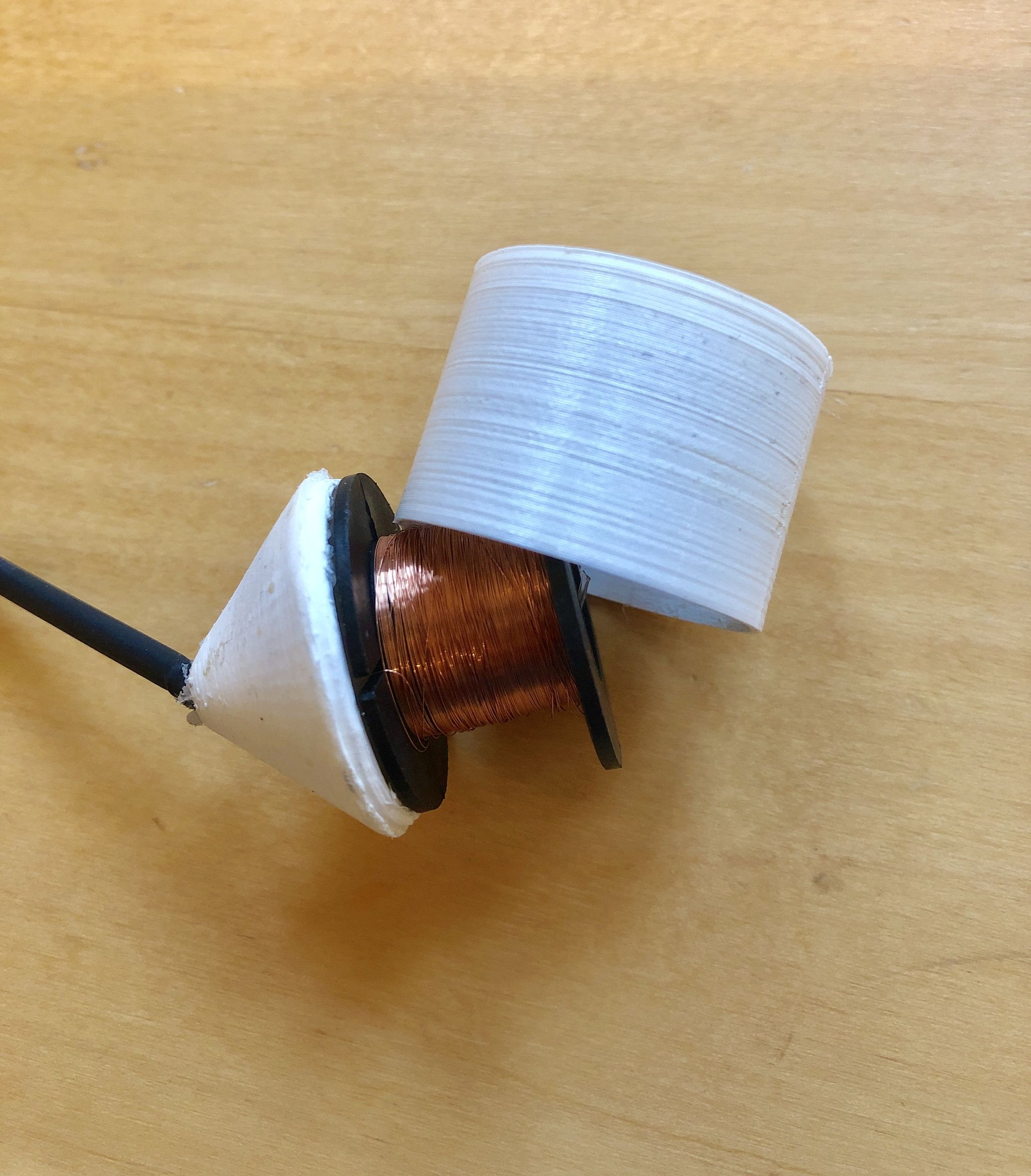 Electromagnetic Field Microphone : 5 Steps - Instructables