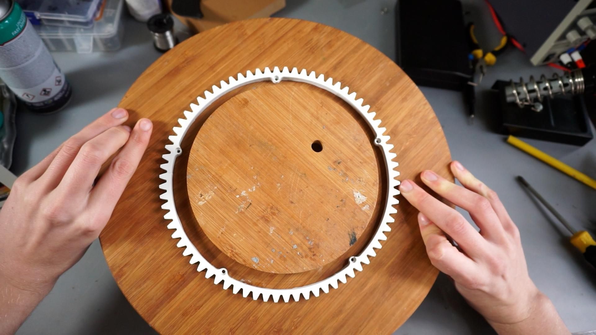 How to Make a Motorized Lazy Susan With a Secret : 9 Steps (with ...