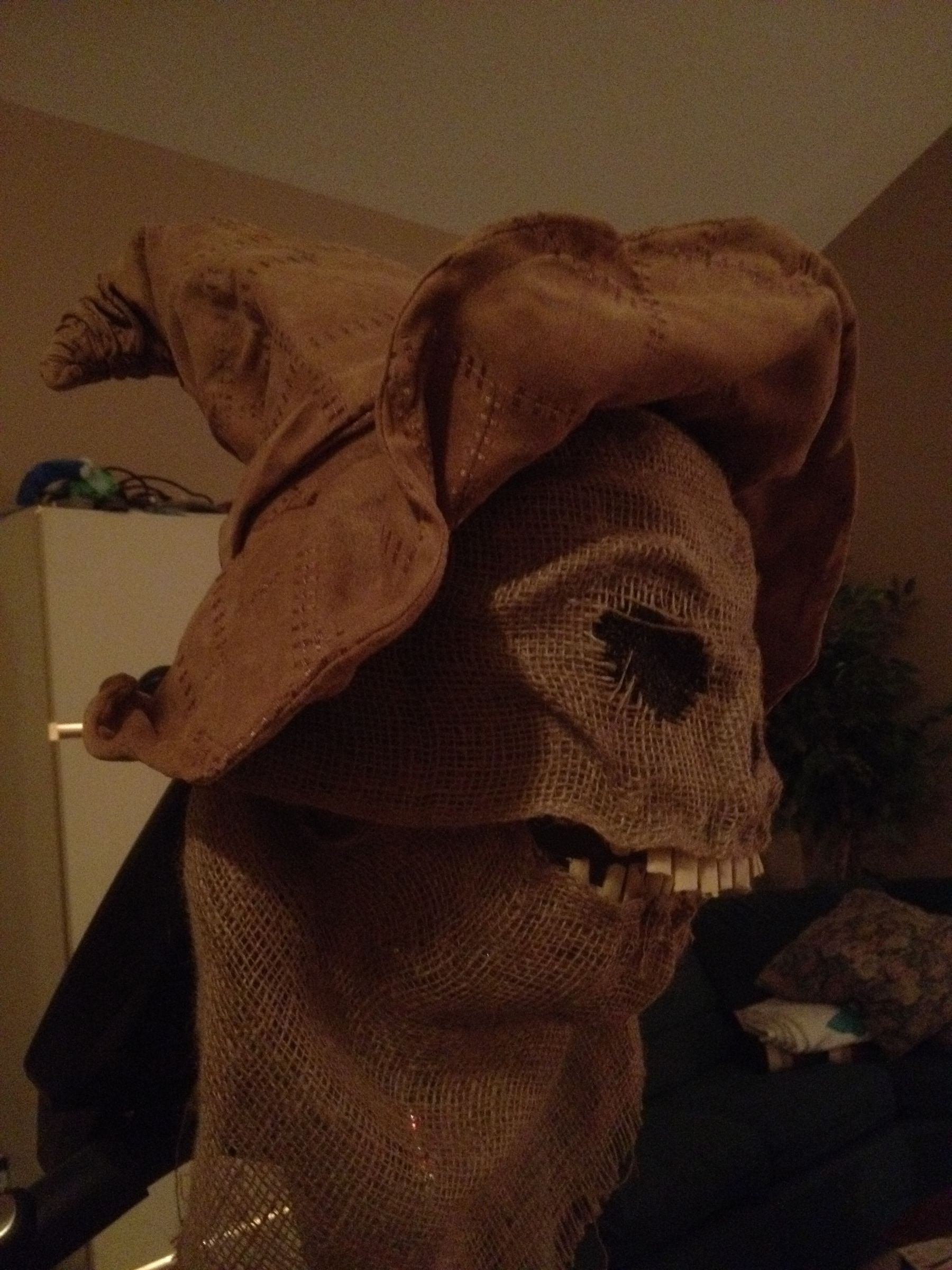 How to Make a Scary Scarecrow Mask (With Moveable Jaw) : 7 Steps (with ...