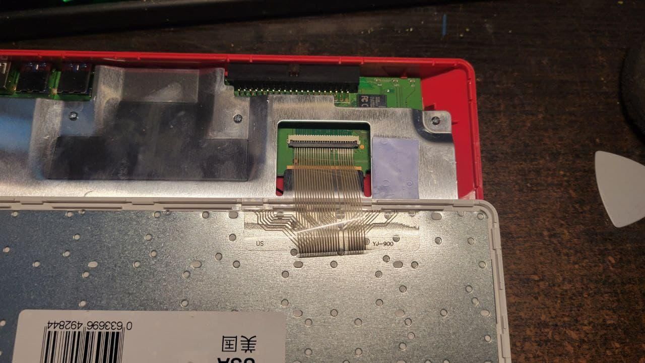 Improving the Cooling on the Raspberry Pi 400 : 3 Steps - Instructables