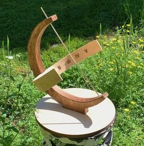 The Equatorial Sundial : 8 Steps (with Pictures) - Instructables