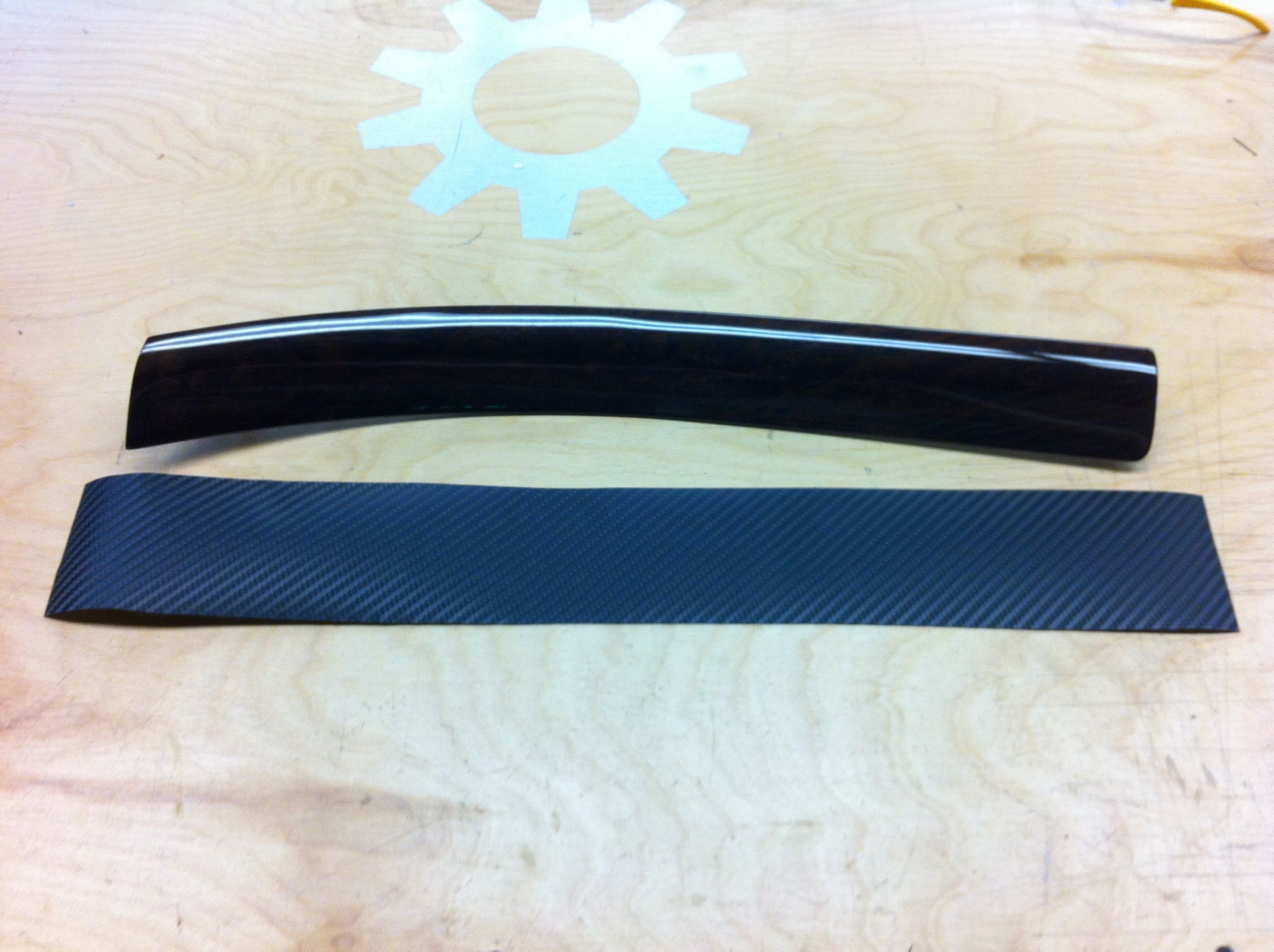 How to Wrap Your Interior Trim With 3M Carbon Fiber Vinyl : 4 Steps ...