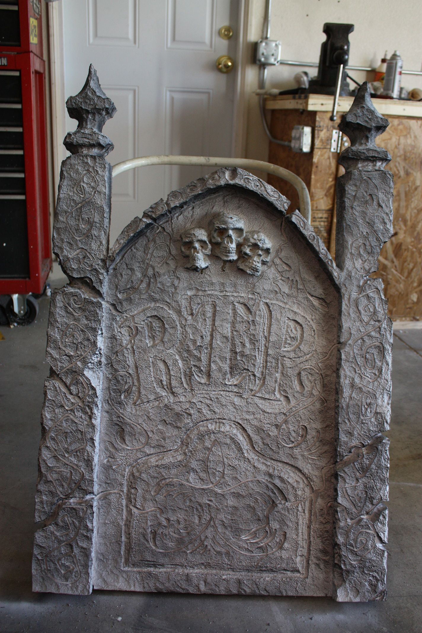 Home Made Grave Stones : 13 Steps (with Pictures) - Instructables