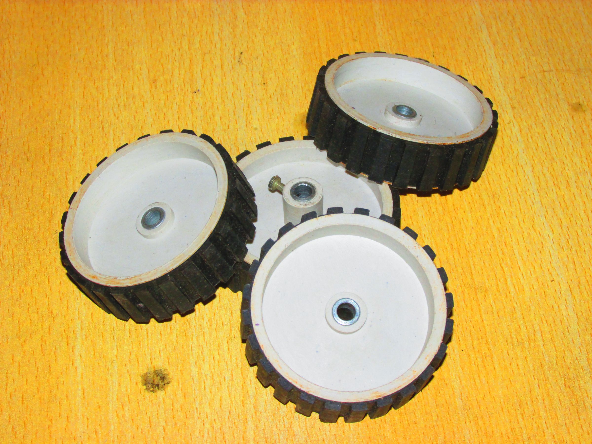 Obstacle Avoiding Robot Using Ultrasonic Sensors : 9 Steps (with ...