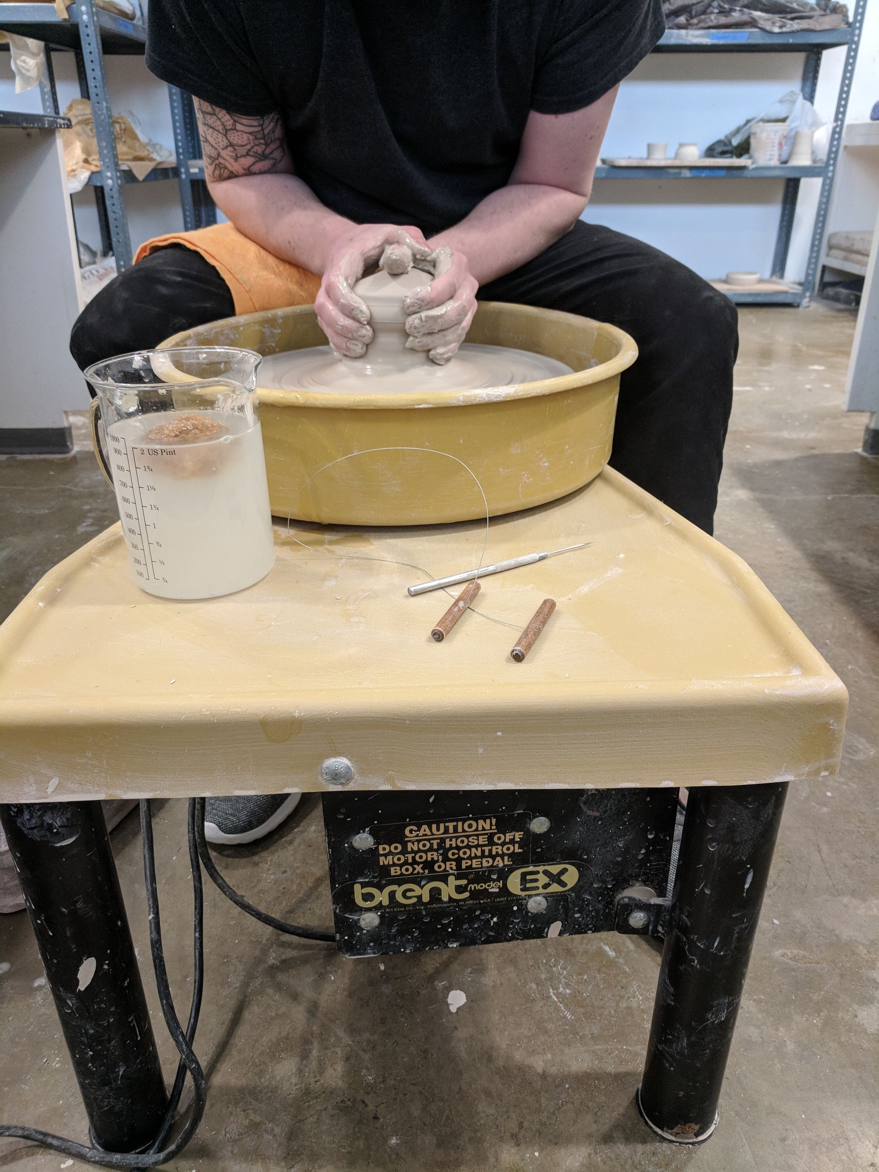 Throwing a Clay Cylinder on the Potters Wheel : 22 Steps (with Pictures ...