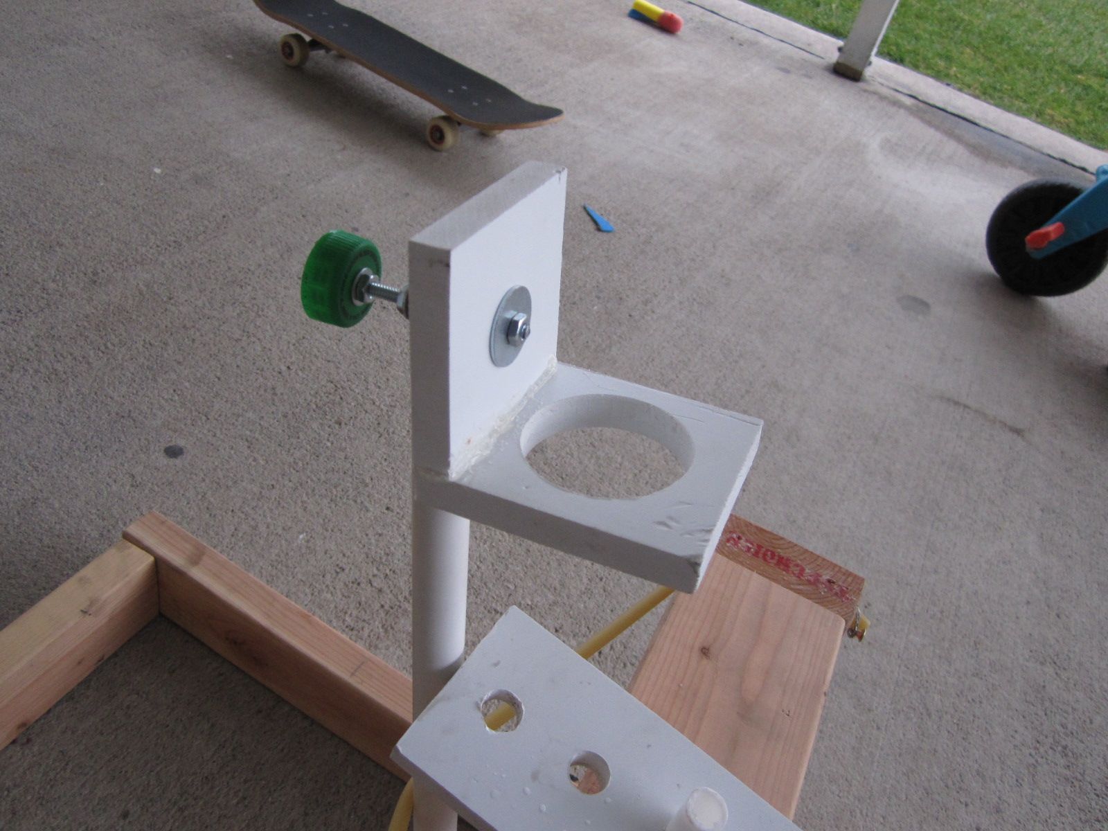 Easy Backyard Catapult for Hero Dads : 10 Steps (with Pictures ...
