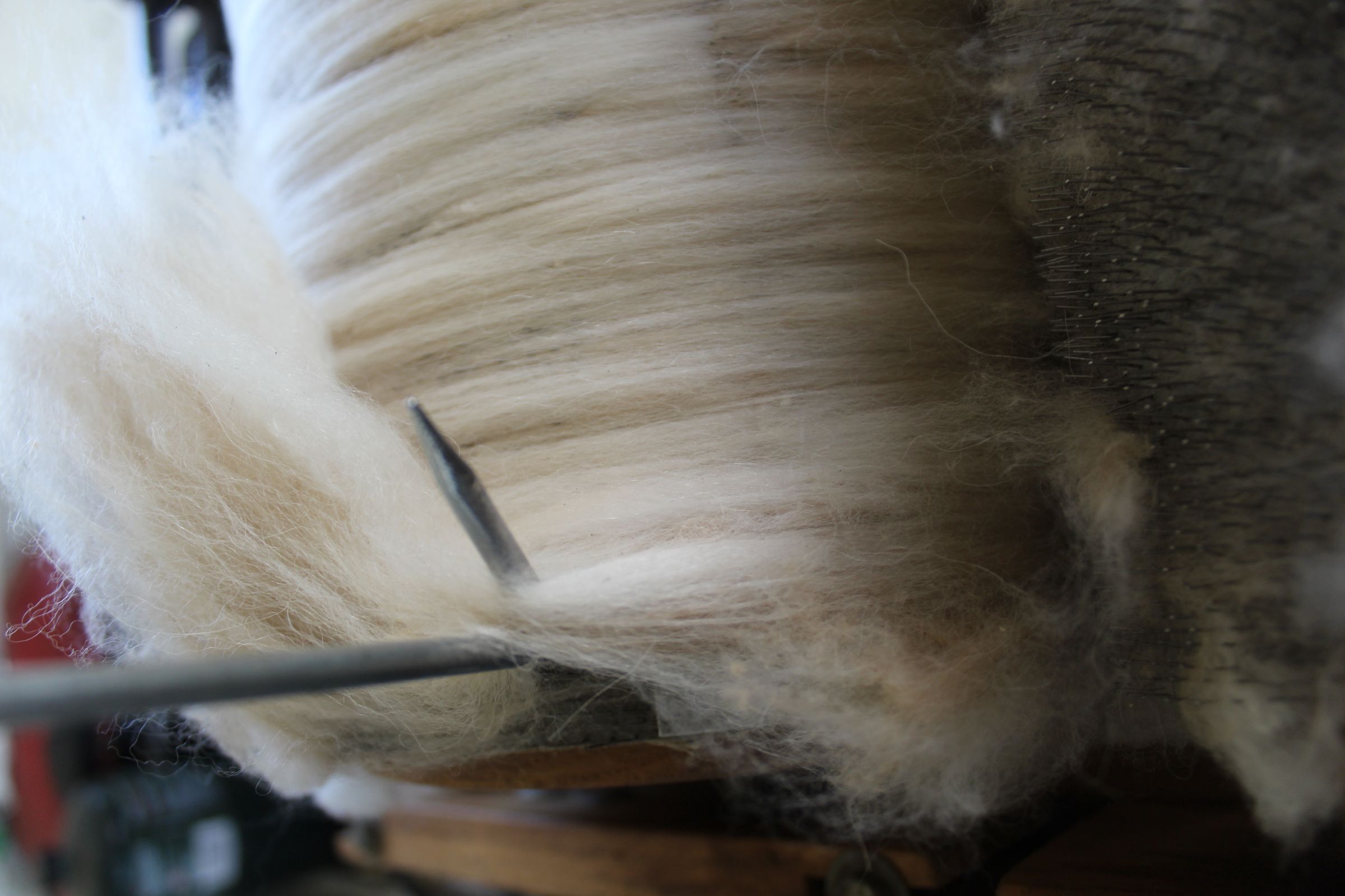 Carding Fiber : 6 Steps (with Pictures) - Instructables