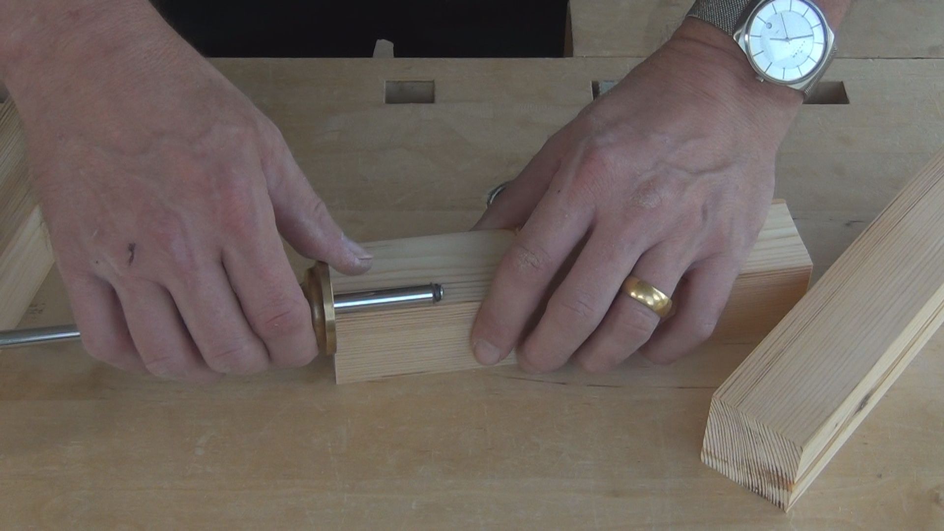 Kane Tsugi Joint - Three Way Pinned Corner Mitre : 8 Steps (with ...