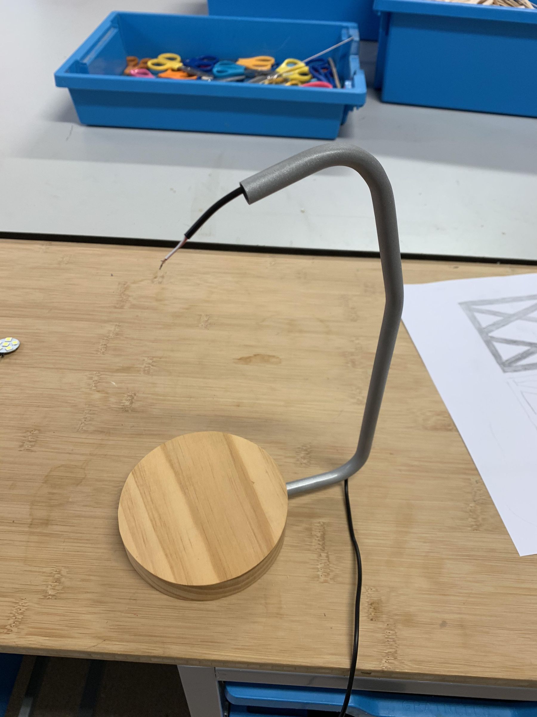 Upcycled Desk Lamp : 16 Steps (with Pictures) - Instructables
